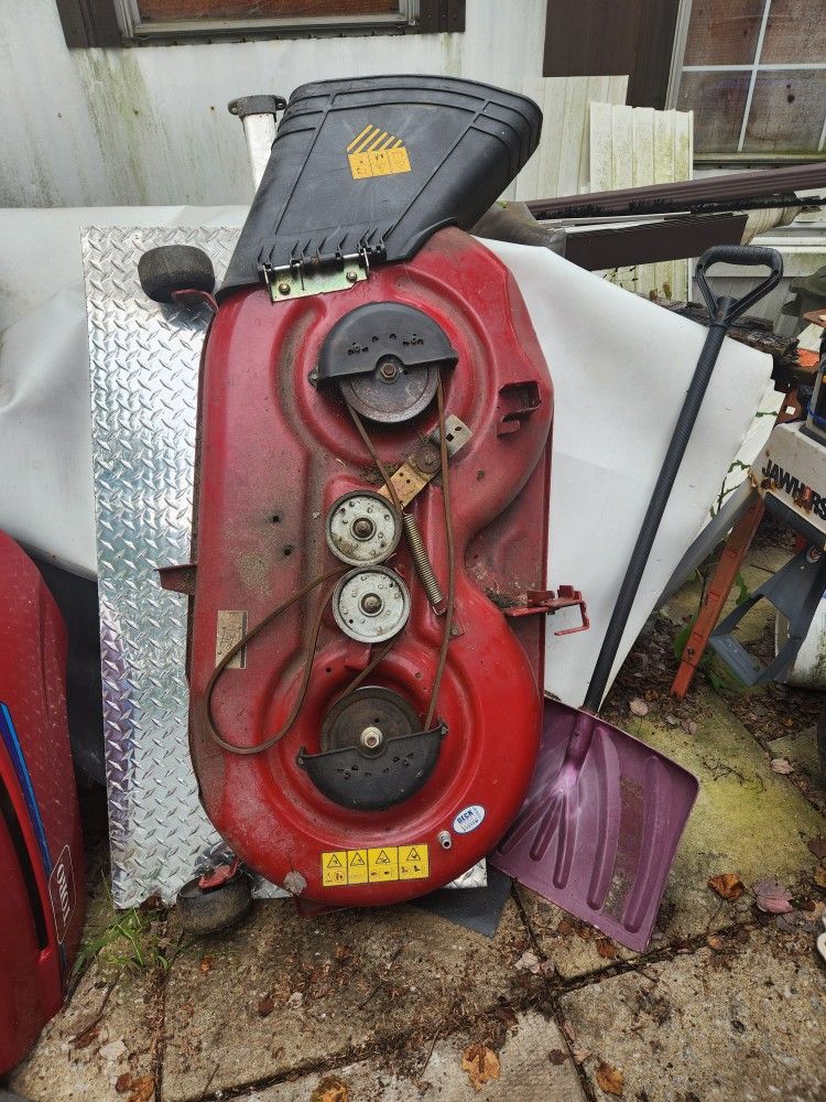 Toro Deck Great Shape for Sale in Butler, PA - OfferUp