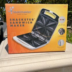 Snackster Sandwich Maker