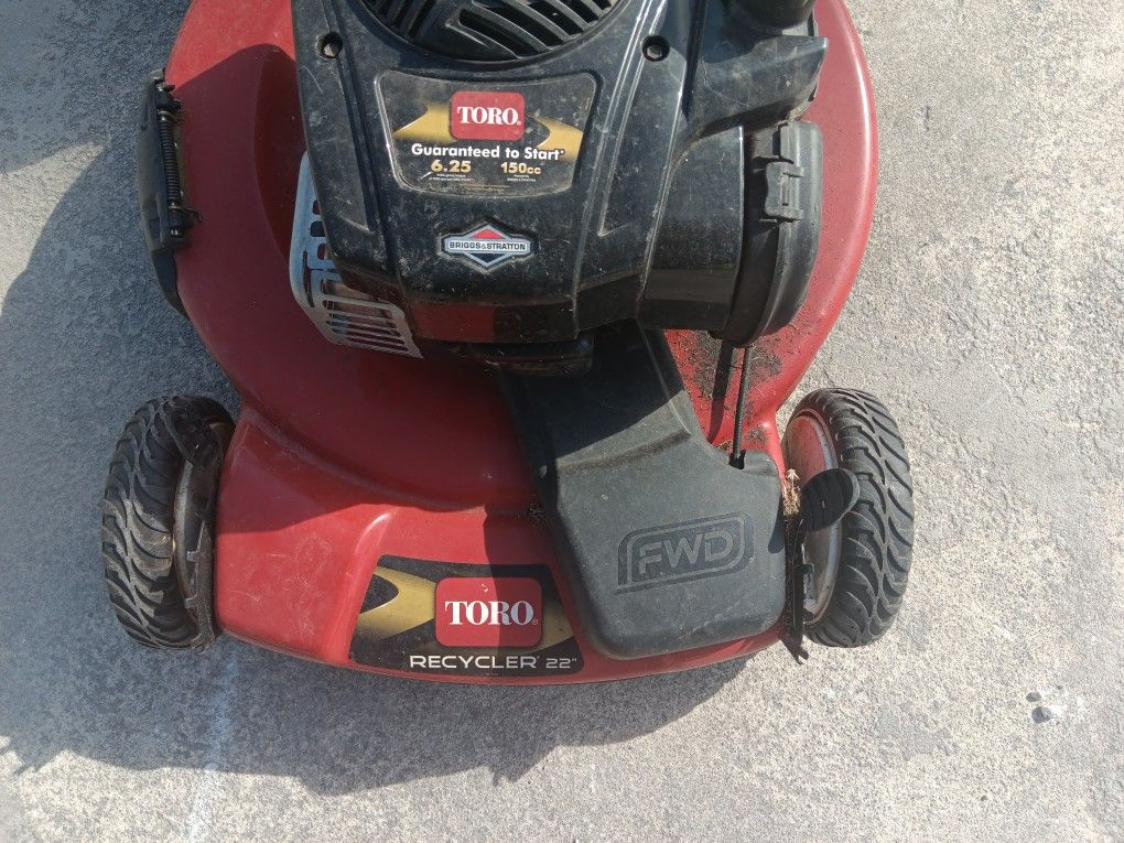 Red Toro Lawnmower, Self Propelled for Sale in Halndle Bch, FL - OfferUp