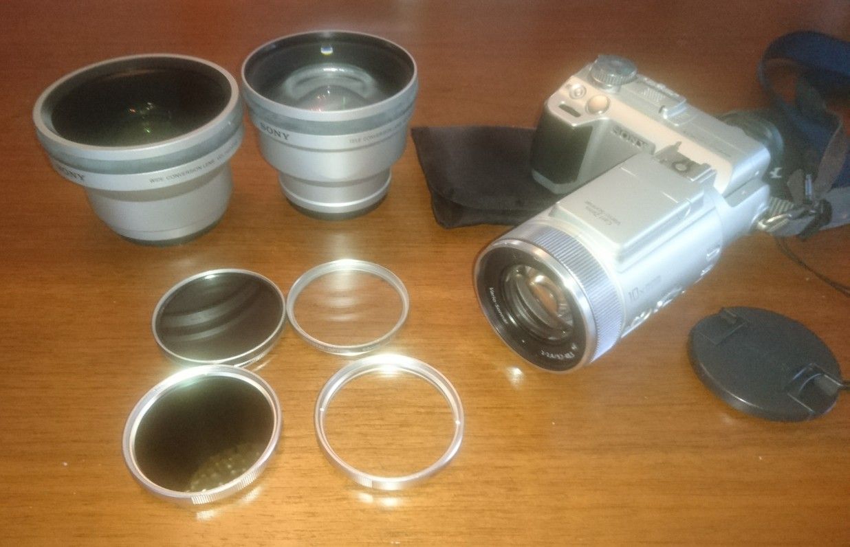 Sony Cybershot DSC-F717 Digital camera for Sale in Boston, MA - OfferUp