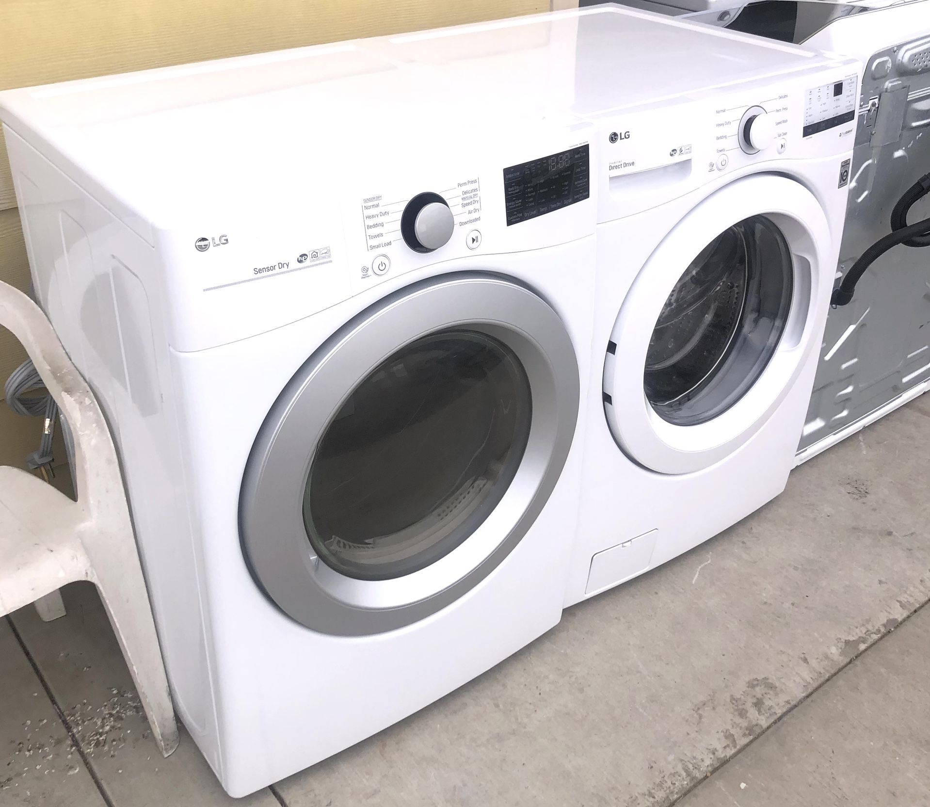 LG Mix Compatible Set Refurbished 90 Days Warranty Included for Sale in ...