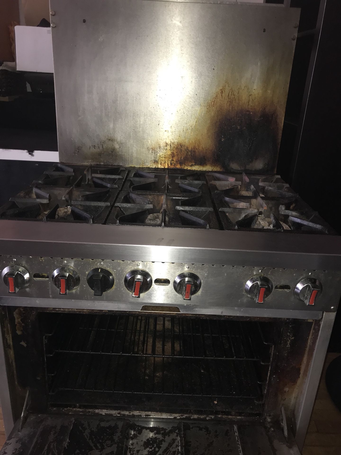 Commercial gas stove. Model Qualite QLGR-36-NG for Sale in Orlando, FL ...