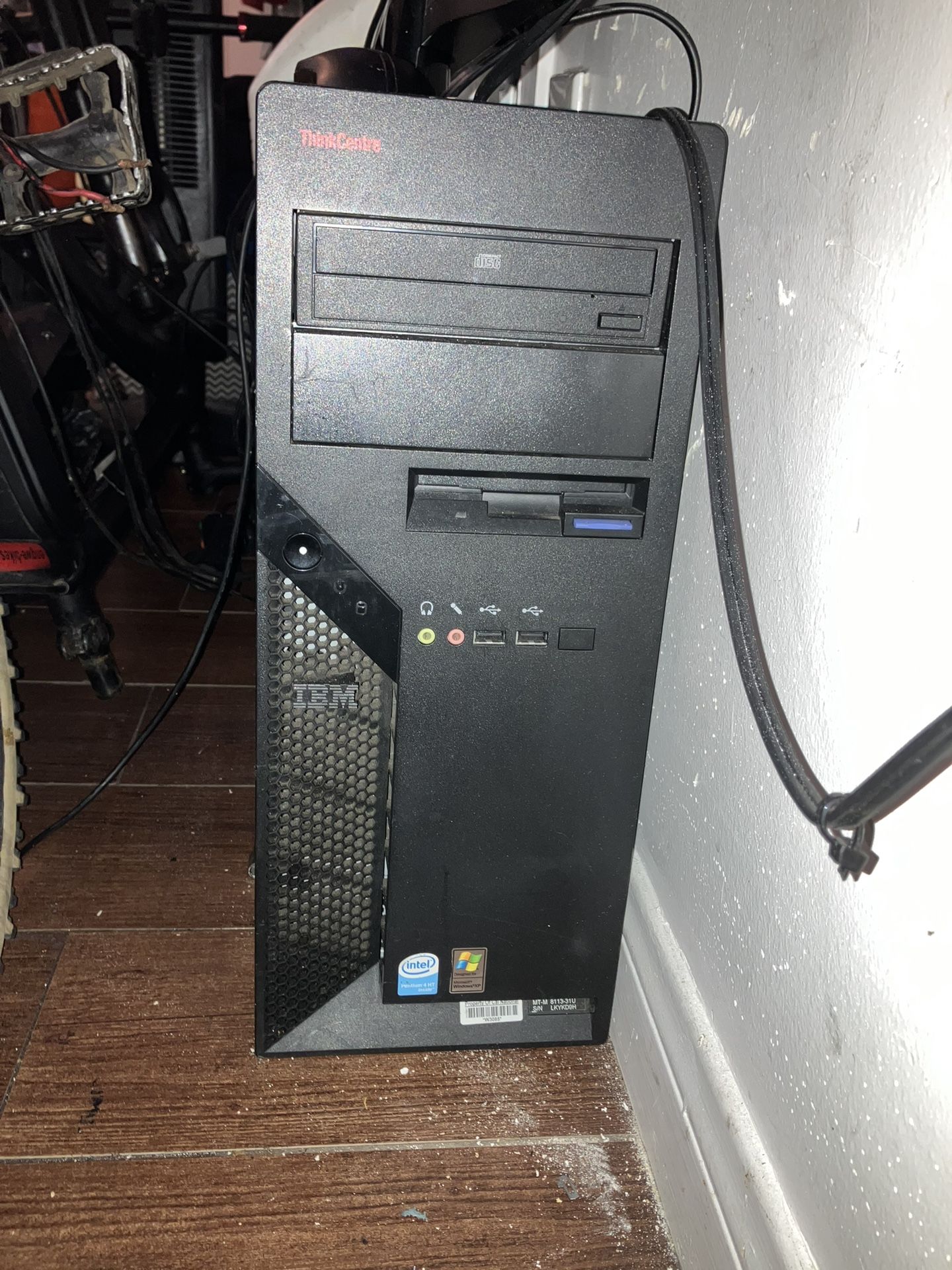 Computer W. Screen for Sale in Long Beach, CA - OfferUp