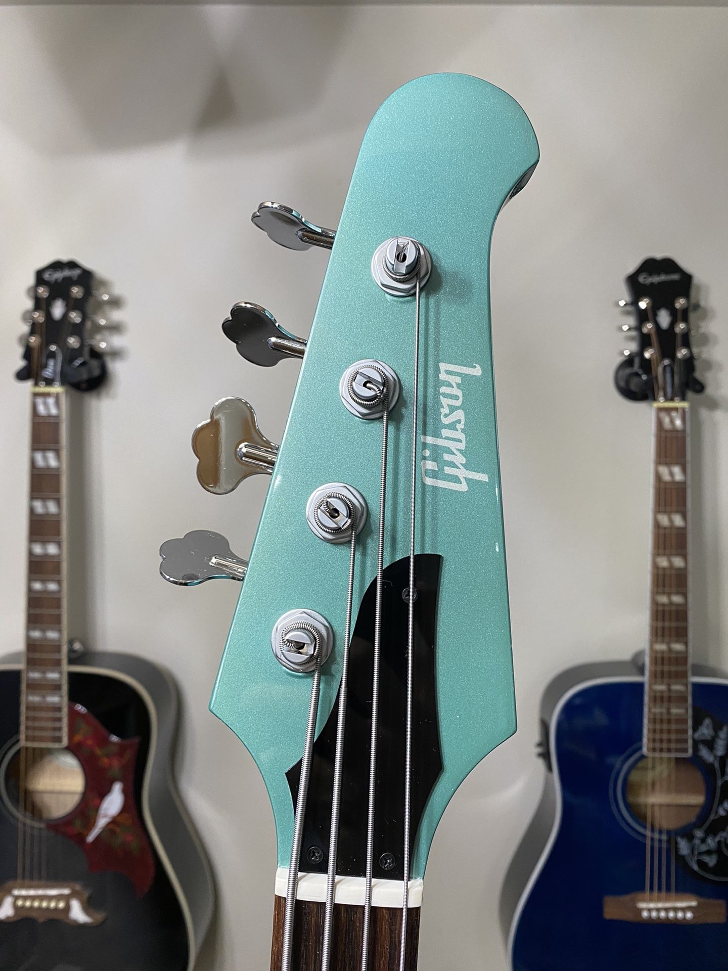 Gibson Non-Reverse 2021 Thunderbird Electric Bass Guitar Inverness ...