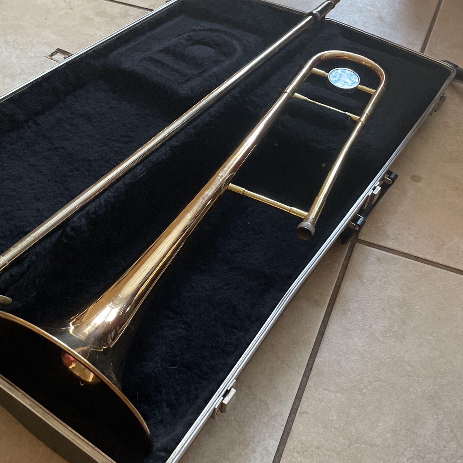 Getzen Tenor Trombone (WITHOUT F-attachment) for Sale in San Antonio ...