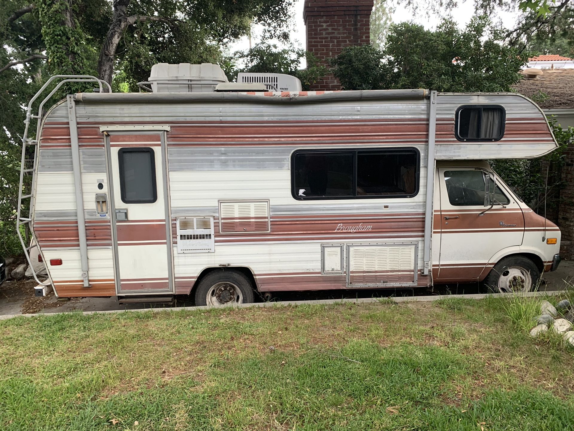 Rvs/Camper 1978 Dodge Brougham/Hscr for Sale in Los Angeles, CA - OfferUp