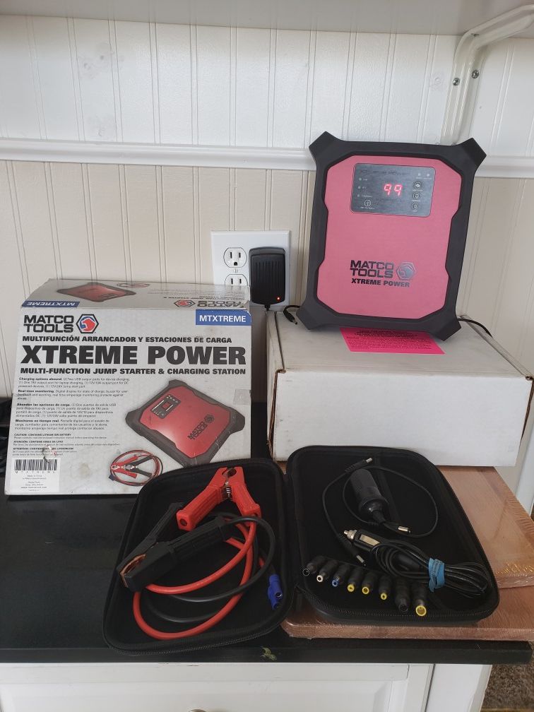 MATCO XTREME POWER BOX/JUMP STARTER for Sale in Rialto, CA - OfferUp