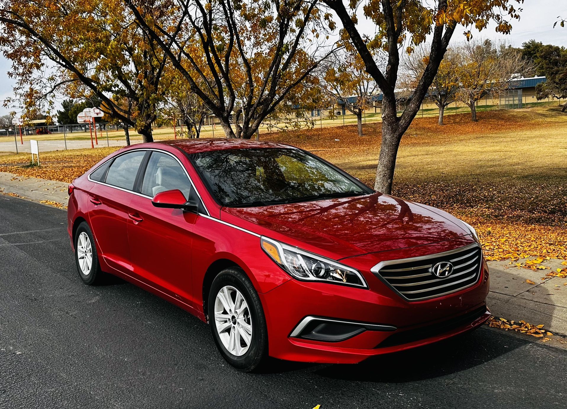 2017 Hyundai Sonata for Sale in Glendale, AZ - OfferUp