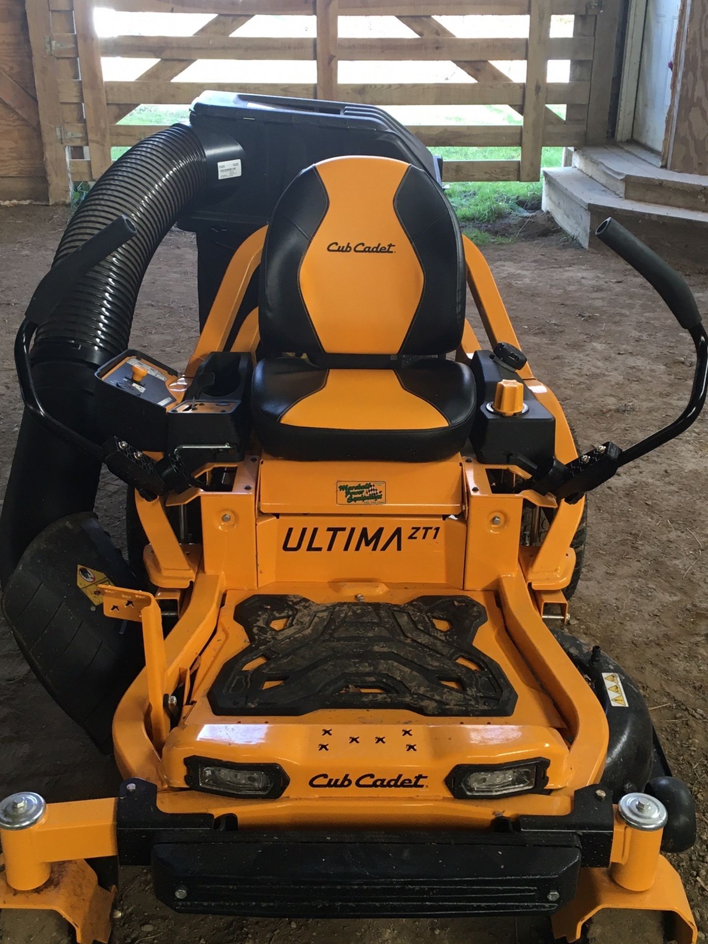 Cub Cadet ZT1 42 for Sale in Aurora, OH - OfferUp