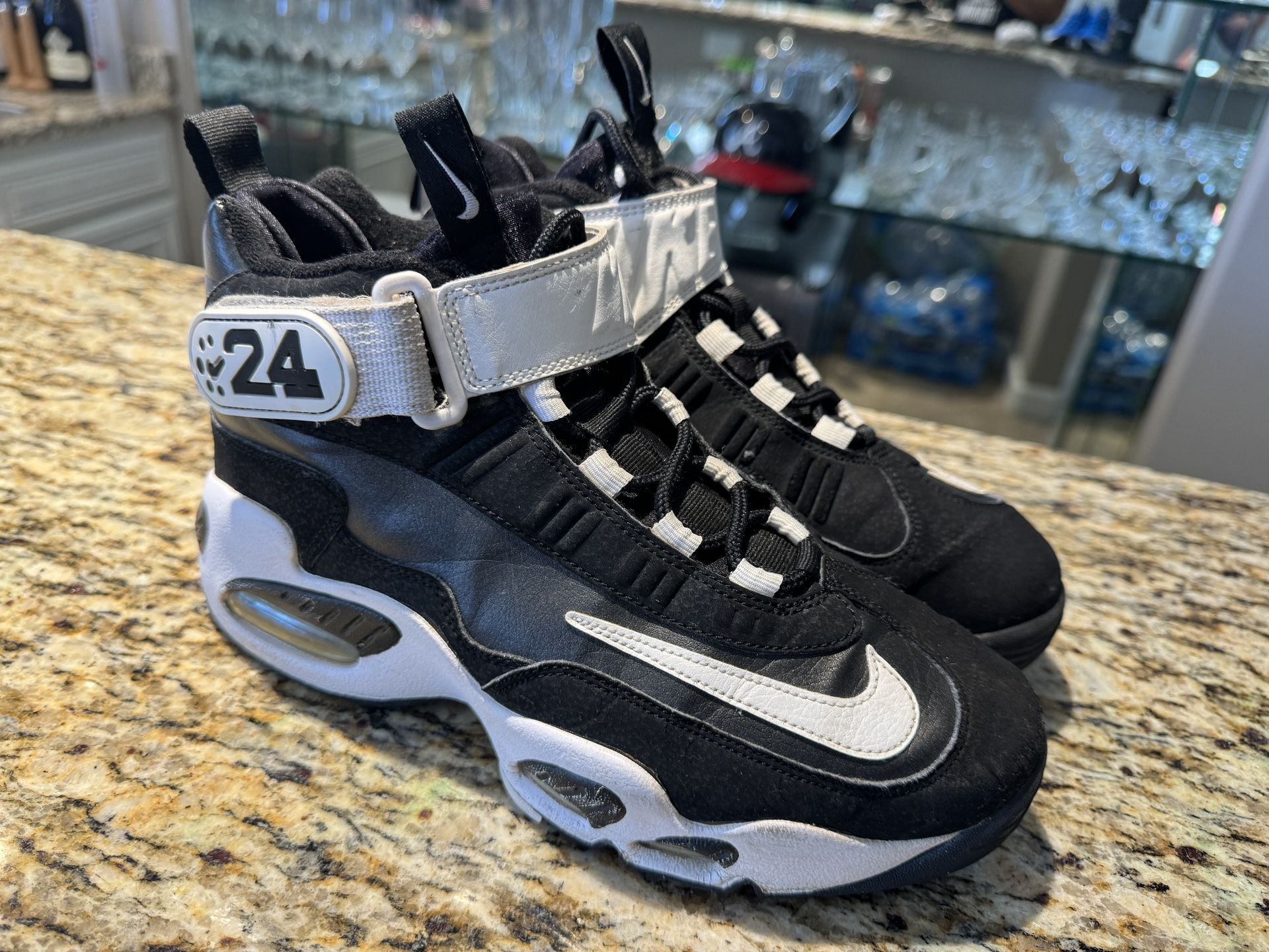 Nike Air Griffey for Sale in Chandler, AZ - OfferUp