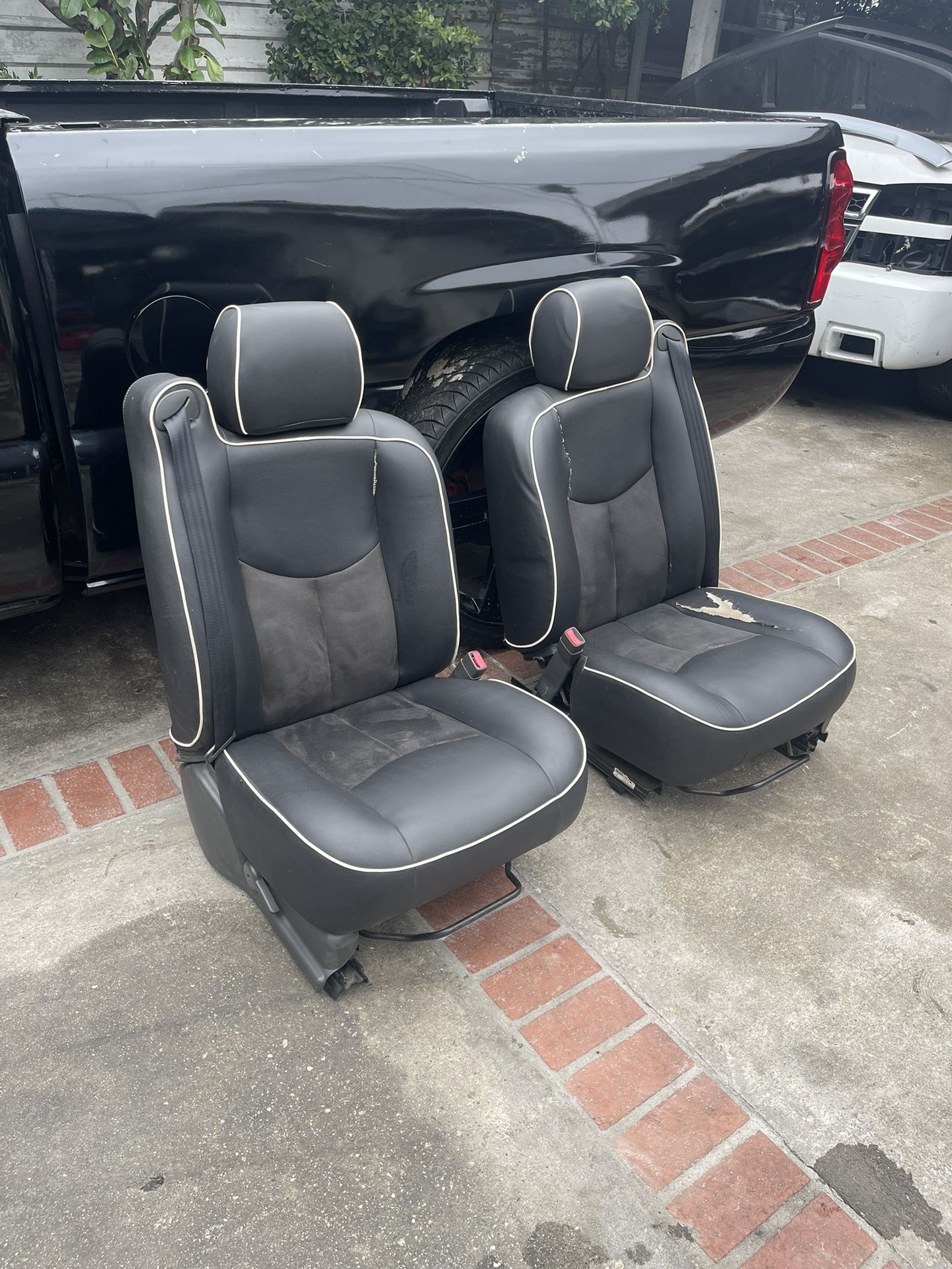 Chevrolet Silverado Seats for Sale in Los Angeles, CA - OfferUp