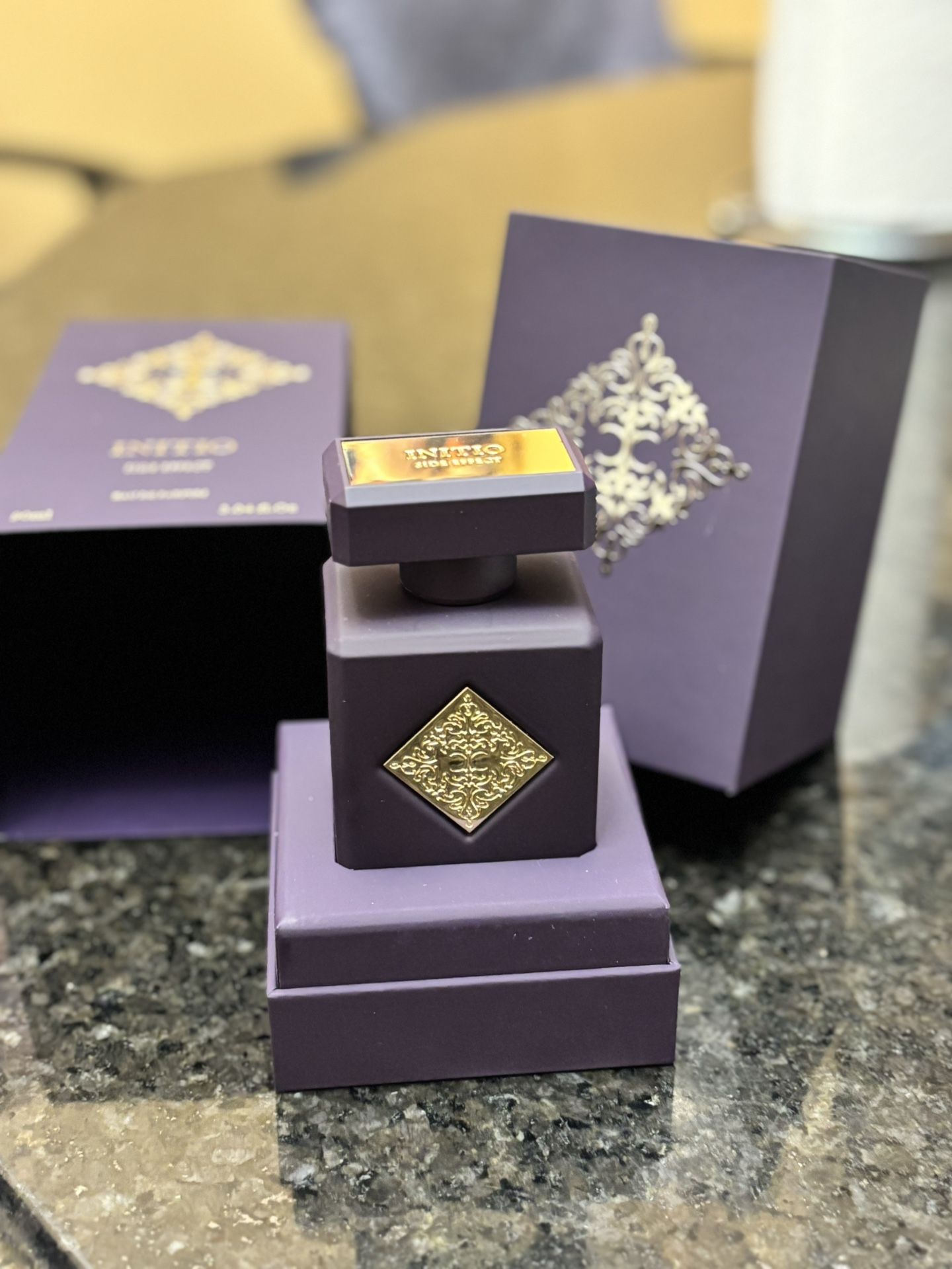 Initio Parfum Prives Side Effect for Sale in San Antonio, TX - OfferUp