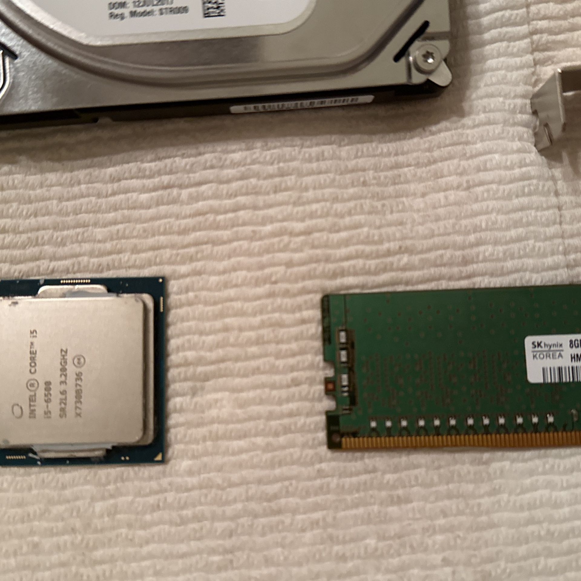Intel i5-6500, 8GB DDR4 RAM, AMD R5 340 GPU for Sale in Henderson, NV ...