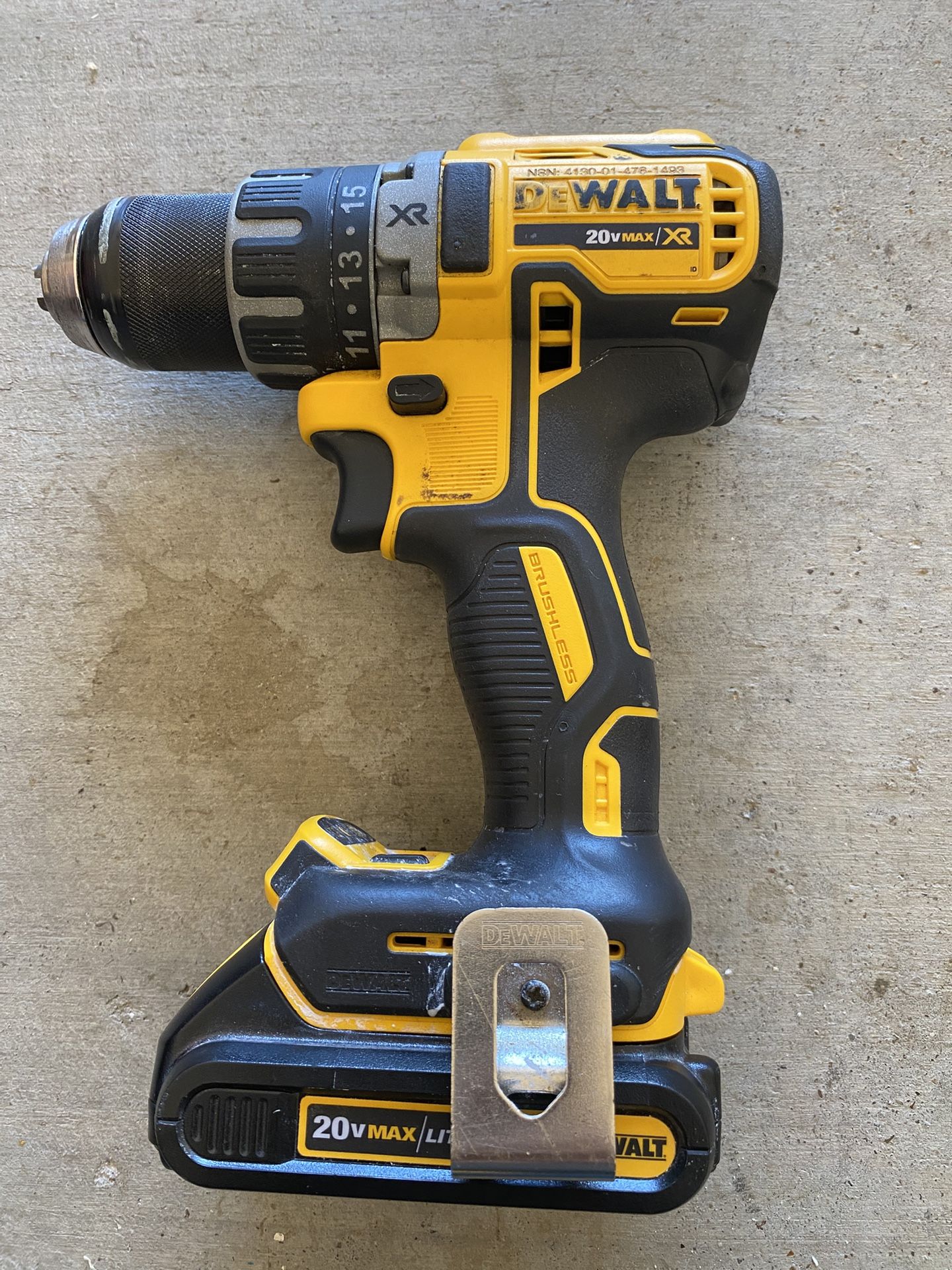 DeWalt DCD791 1/2” Drill Driver with 2Amp Hr. Battery for Sale in ...