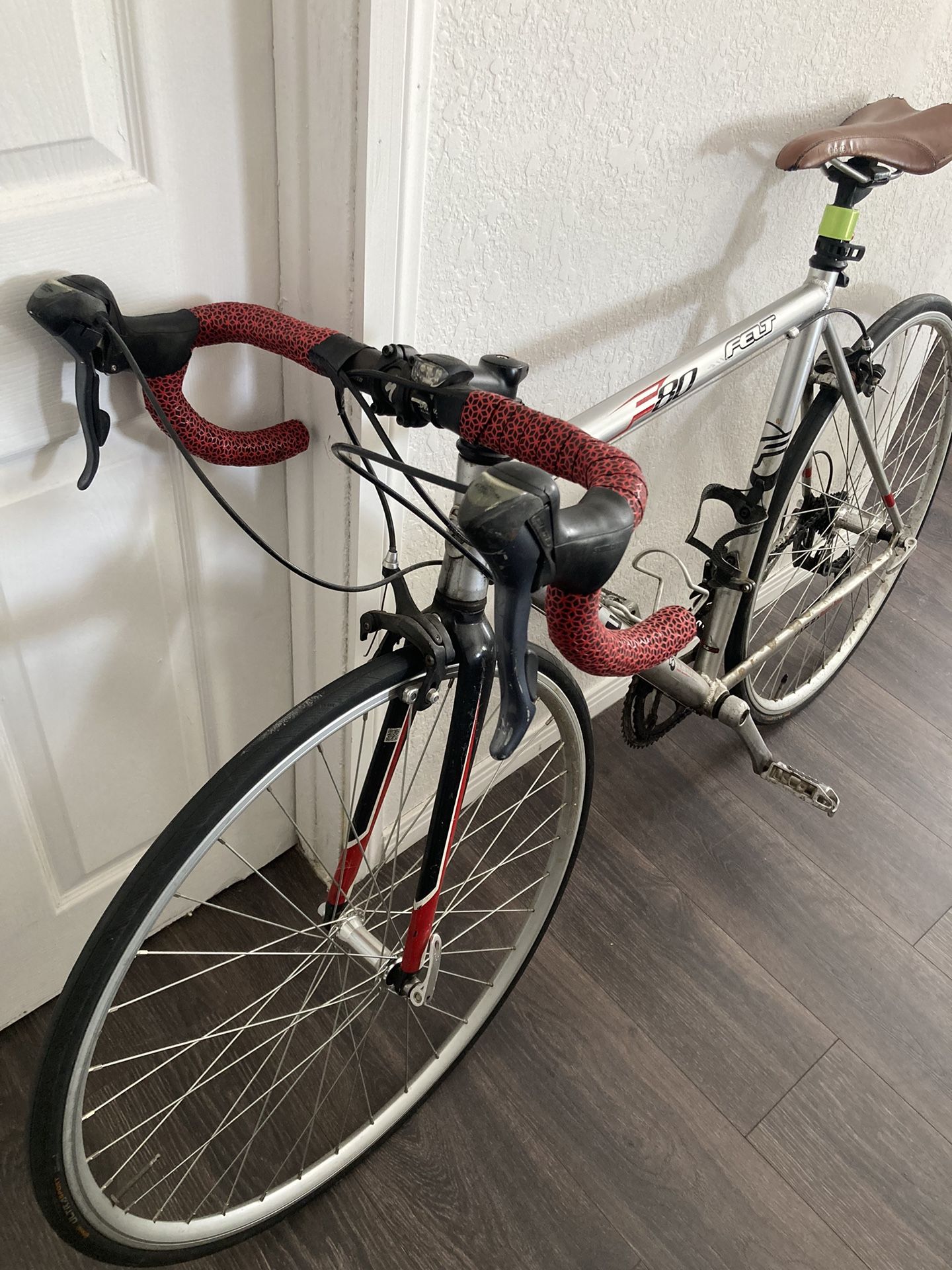 Felt Road Bike for Sale in Los Angeles, CA - OfferUp