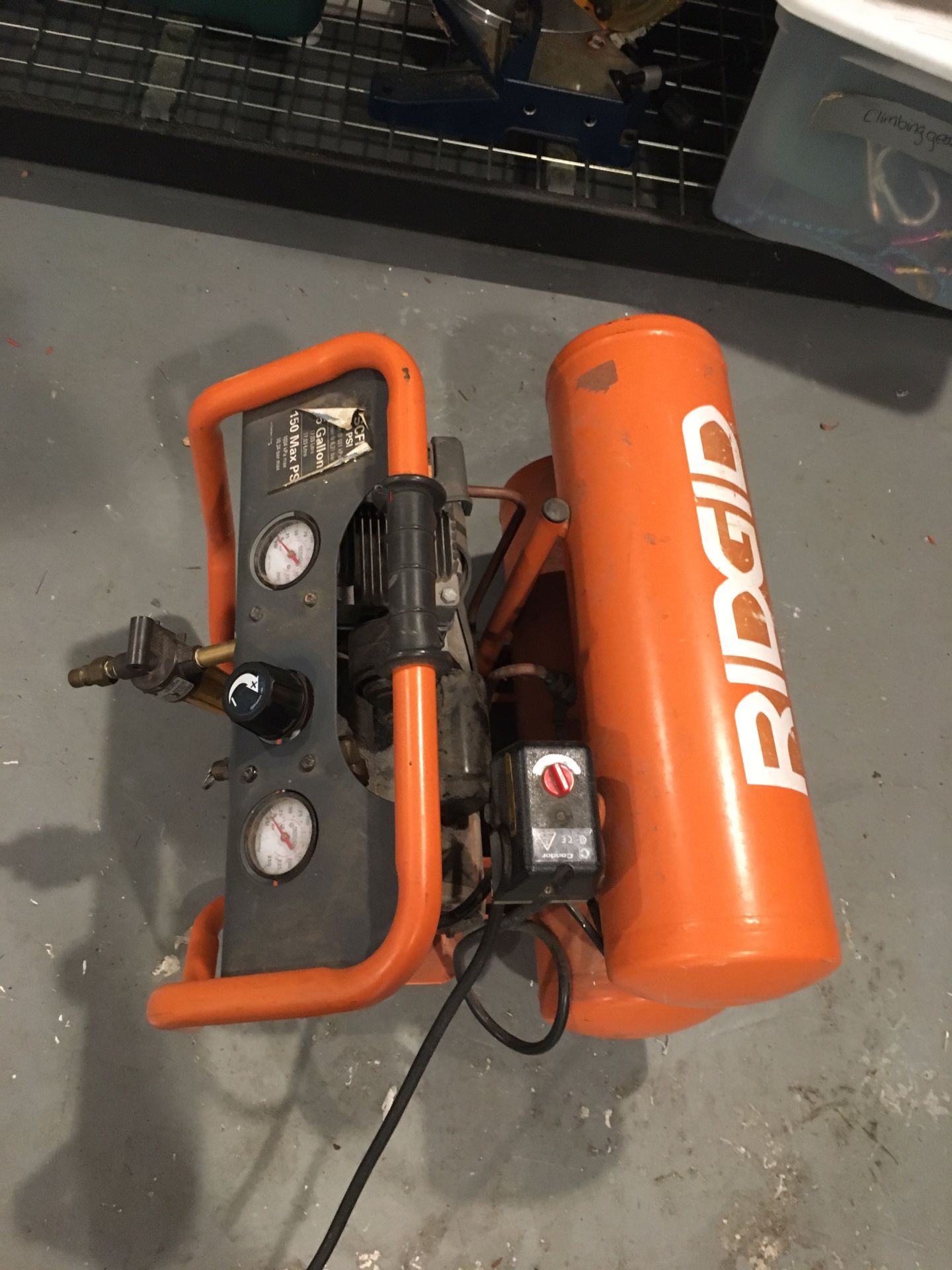 Ridgid oil free compressor. for Sale in Seattle, WA - OfferUp