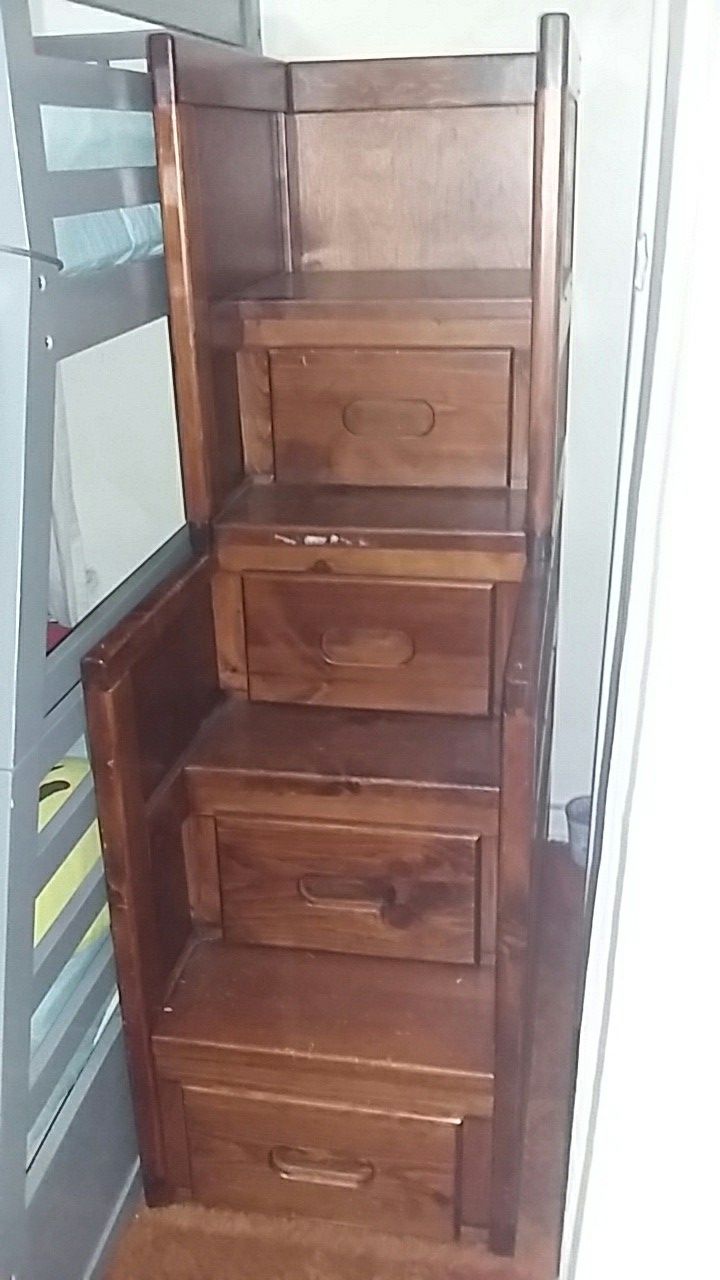 PENDING PICKUP: Bunk bed stairs. $100 OBO for Sale in Tacoma, WA - OfferUp