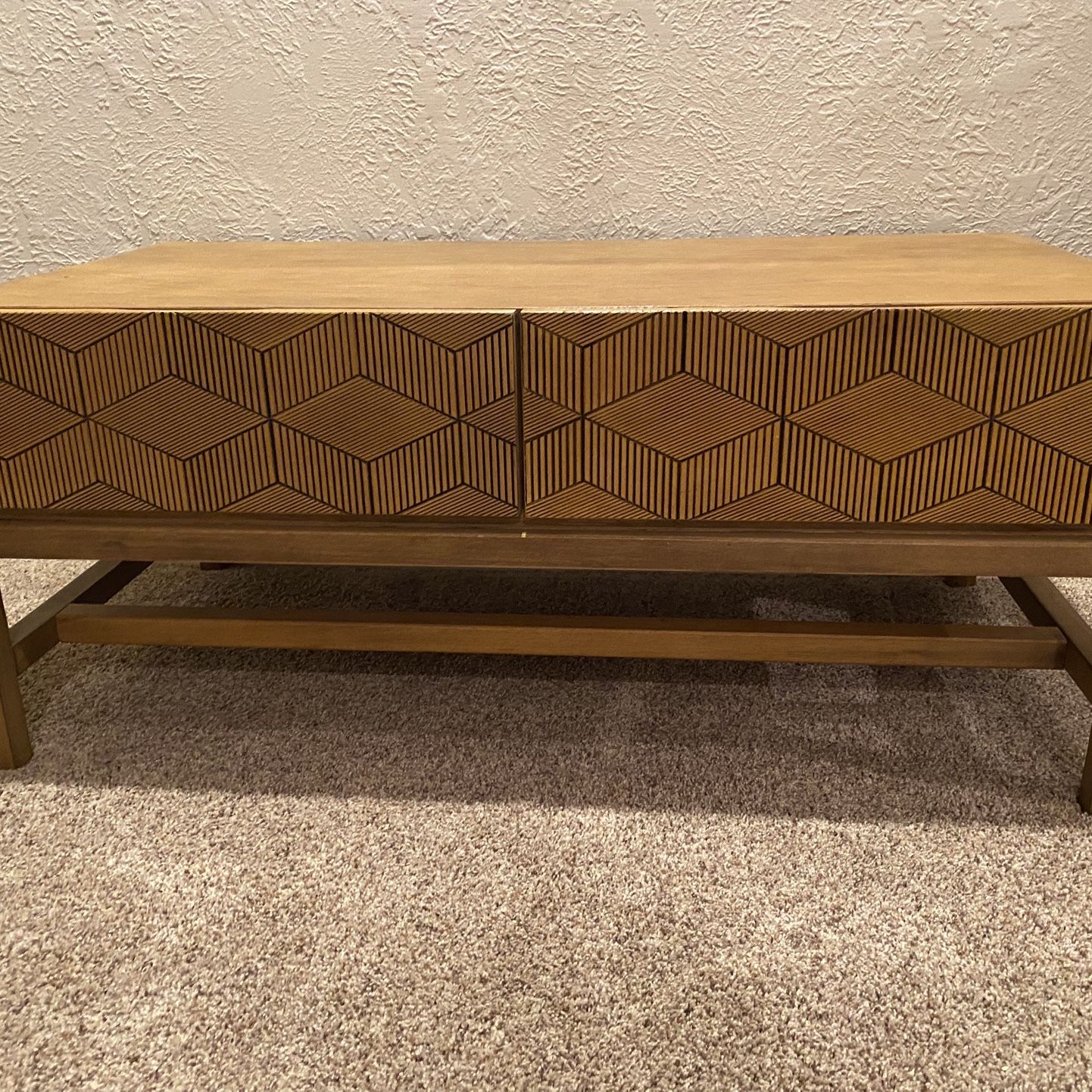 Tachuri geometric coffee table store