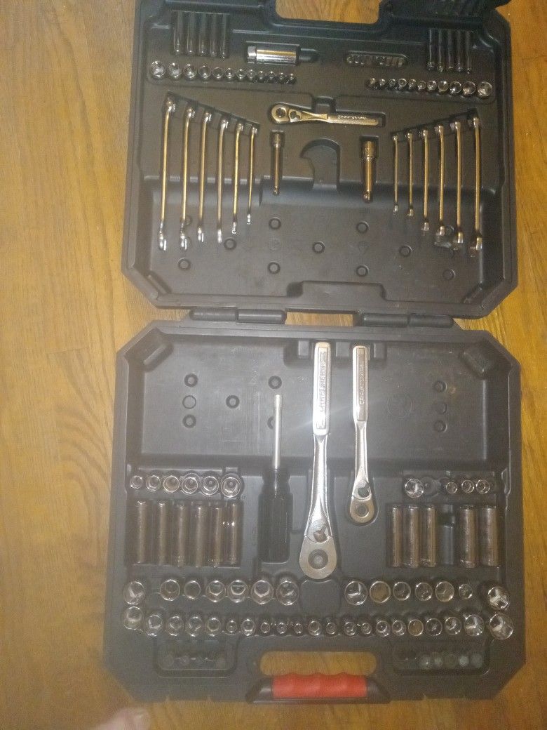 165 Craftsman Mechanix Set (Still New) Dont Need It for Sale in Canton ...