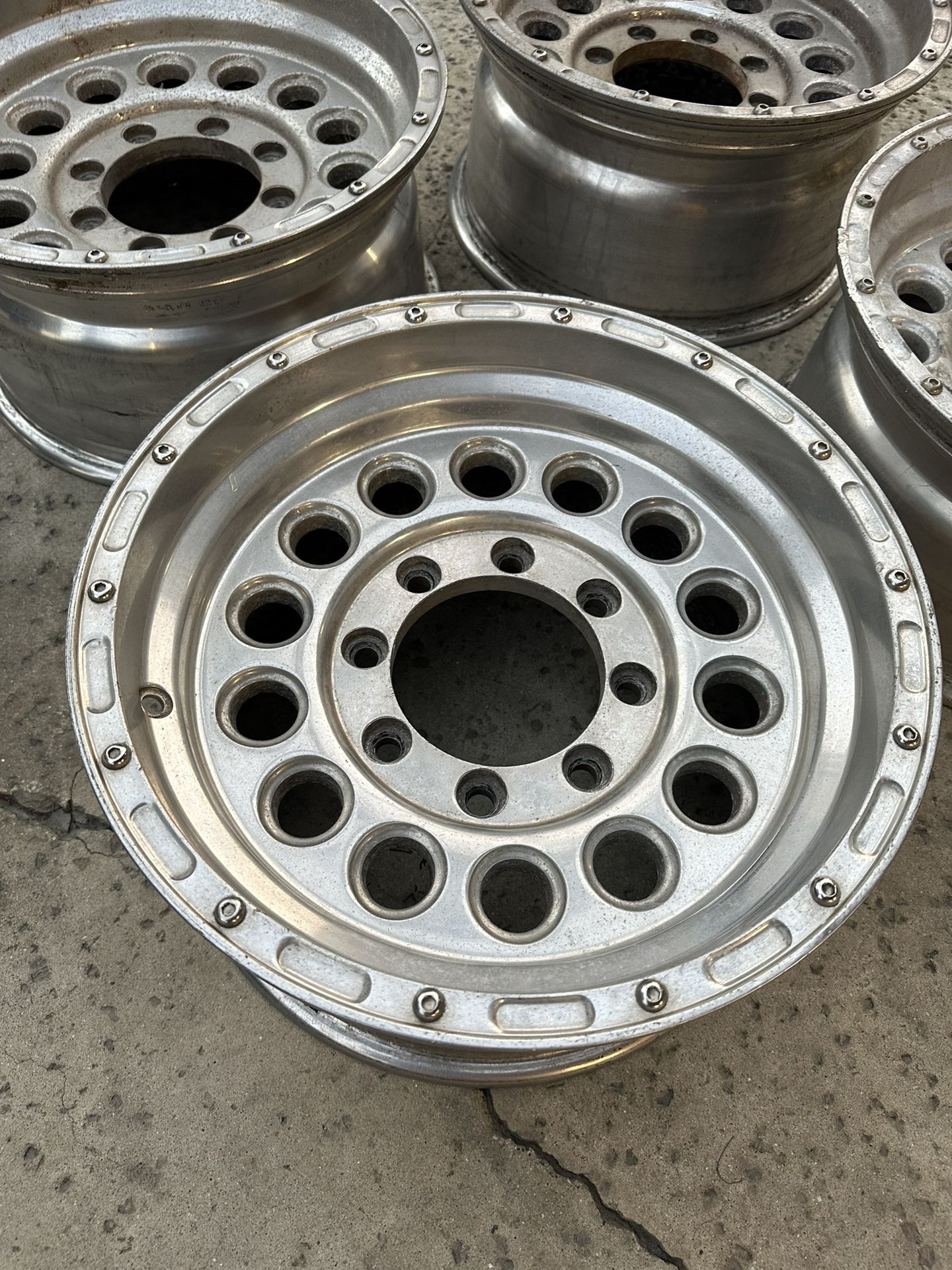 8 Lug Wheels for Sale in Indio, CA - OfferUp
