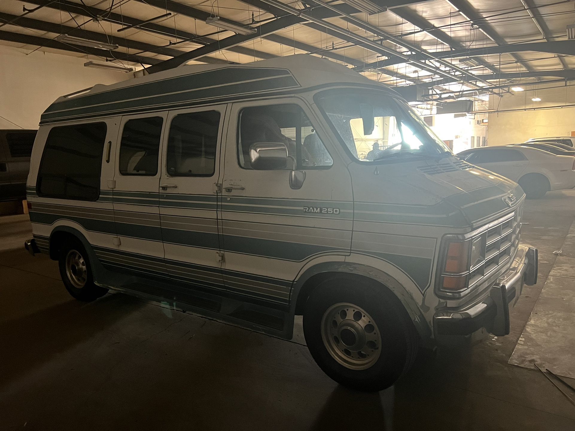 Dodge Sleeper Van Ram for Sale in Hesperia, CA - OfferUp