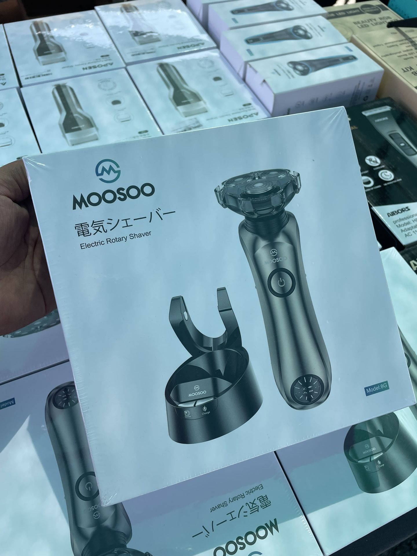 Moosoo Electric Shaver with Clean Station Wet Dry Waterproof Mens Razor ...