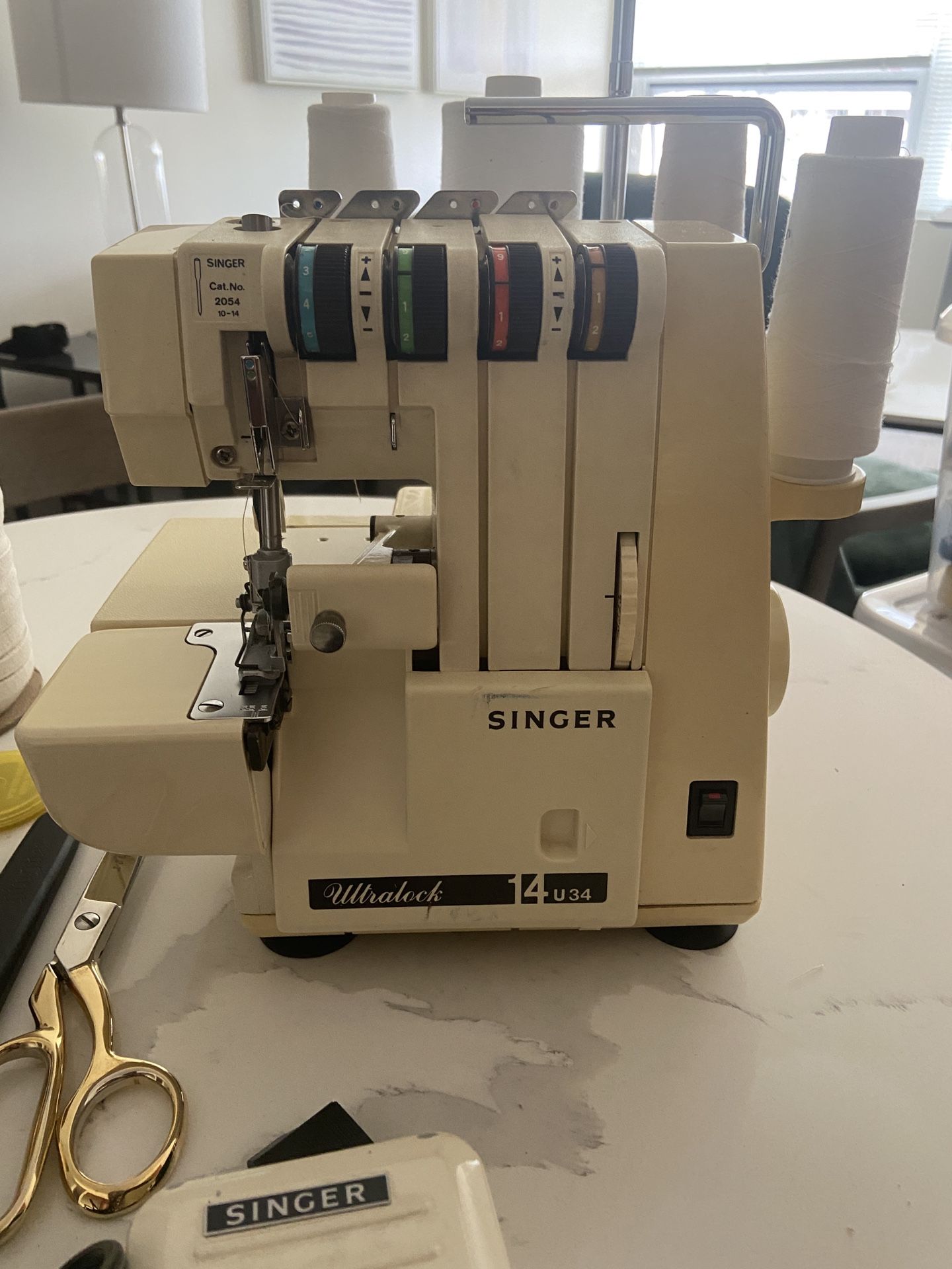 Singer Ultralock 14U34 Bundle for Sale in Seattle, WA - OfferUp