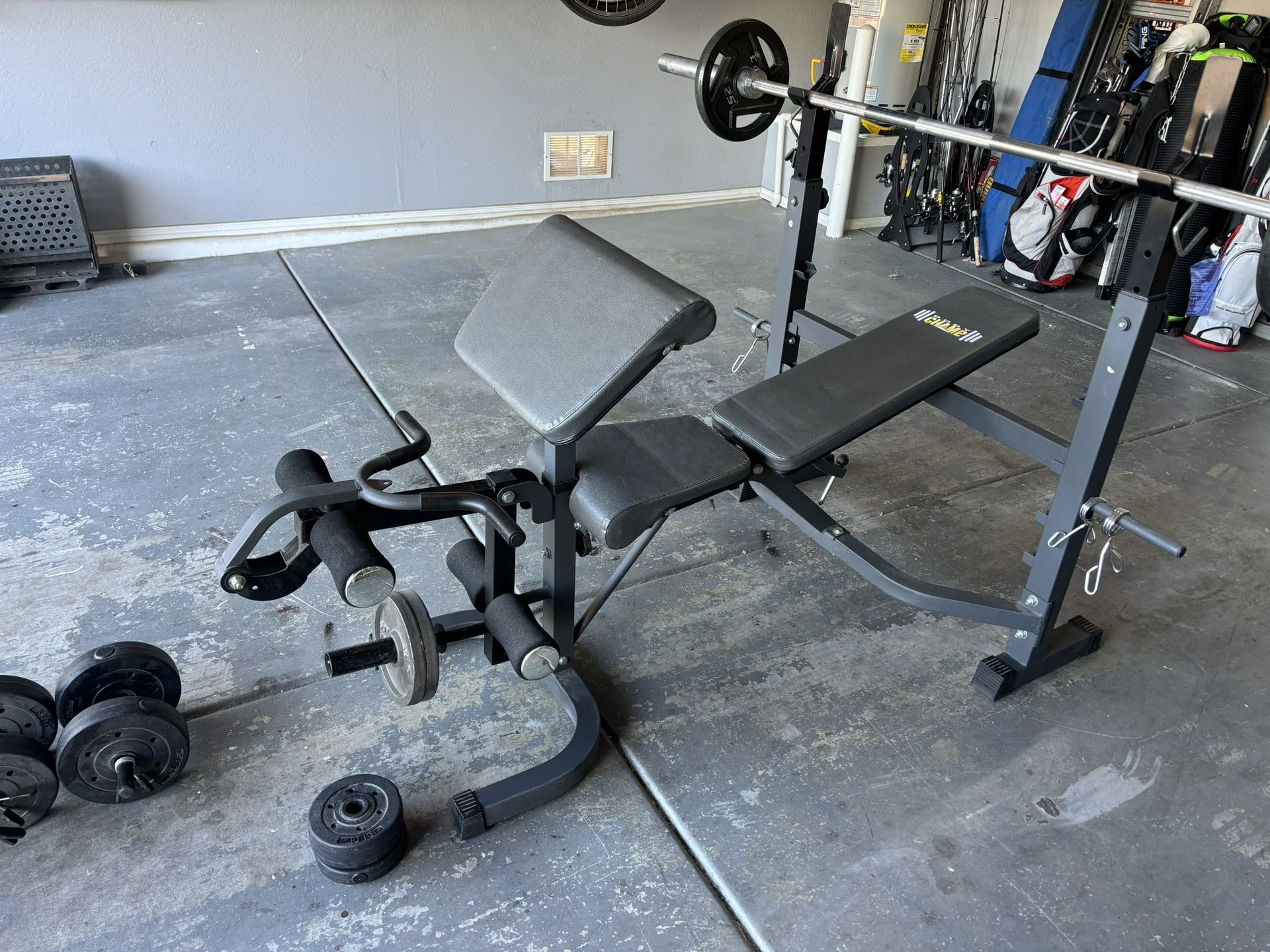 Body Champ Workout Bench & Weights for Sale in Phoenix, AZ - OfferUp