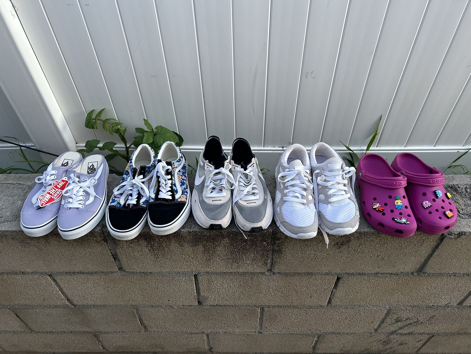 Women’s Crocs Nike & Vans Lot for Sale in Chula Vista, CA - OfferUp