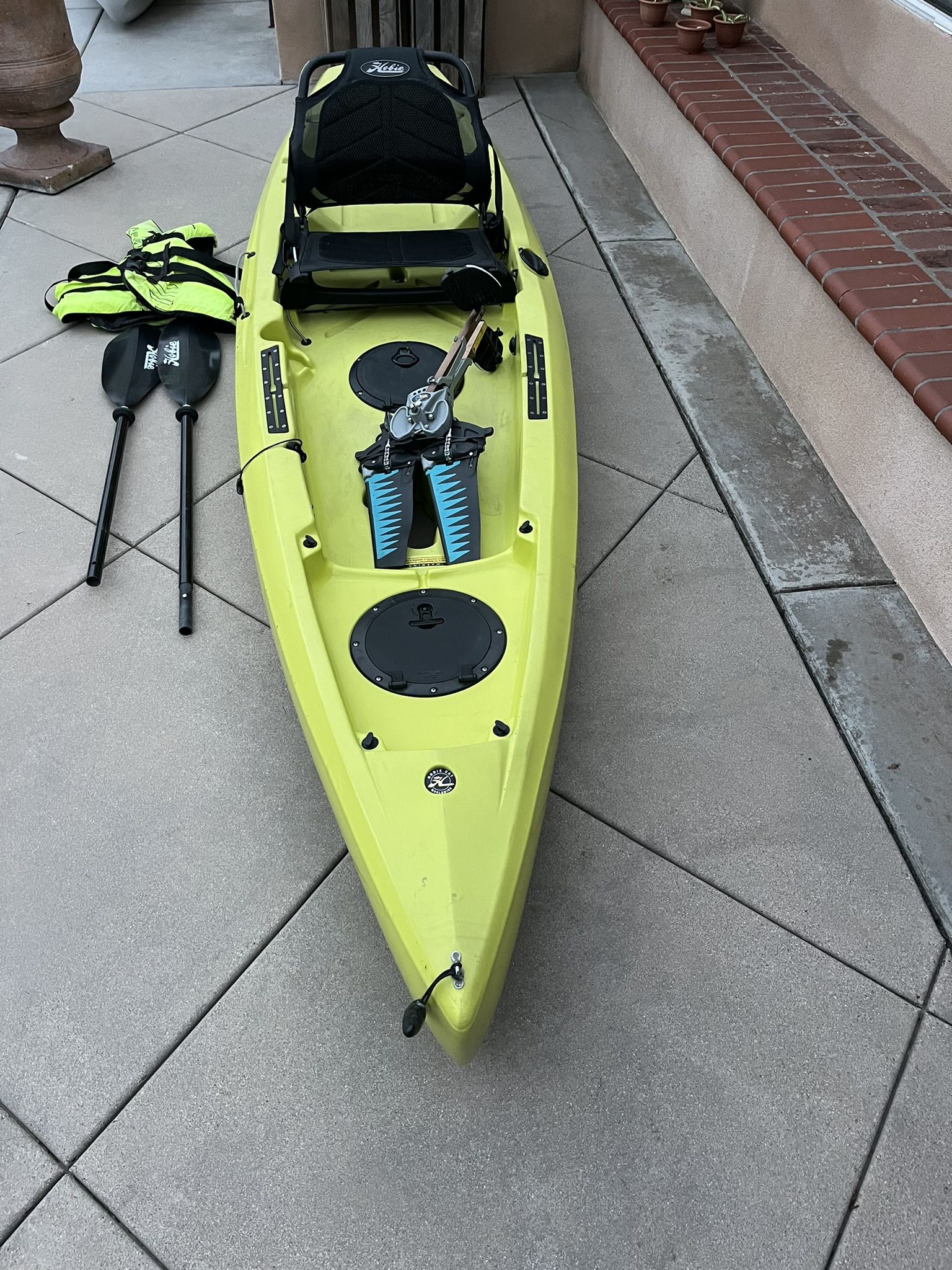 Hobie Mirage Compass 12 Kayak for Sale in Anaheim, CA - OfferUp