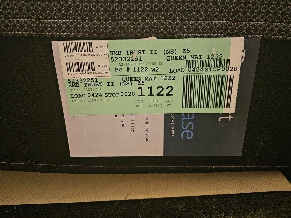 North Shore Bedroom Set (7 Piece, Ashley Furniture) for Sale in ...