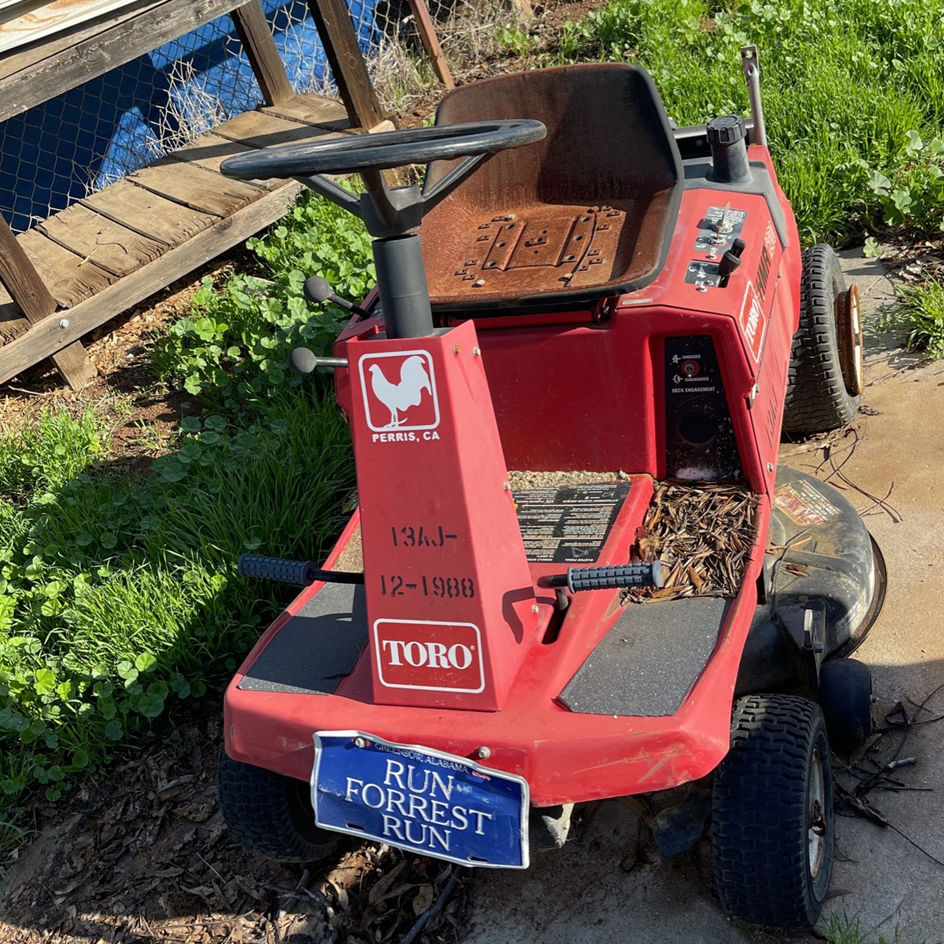 Toro Ride Lawnmower for Sale in Riverside County, CA - OfferUp