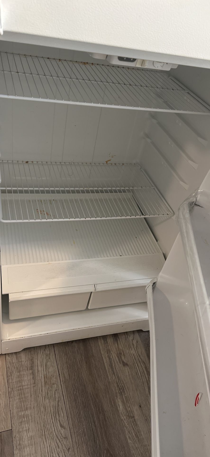 FREE FRIG - Ugly But Works Great for Sale in San Diego, CA - OfferUp