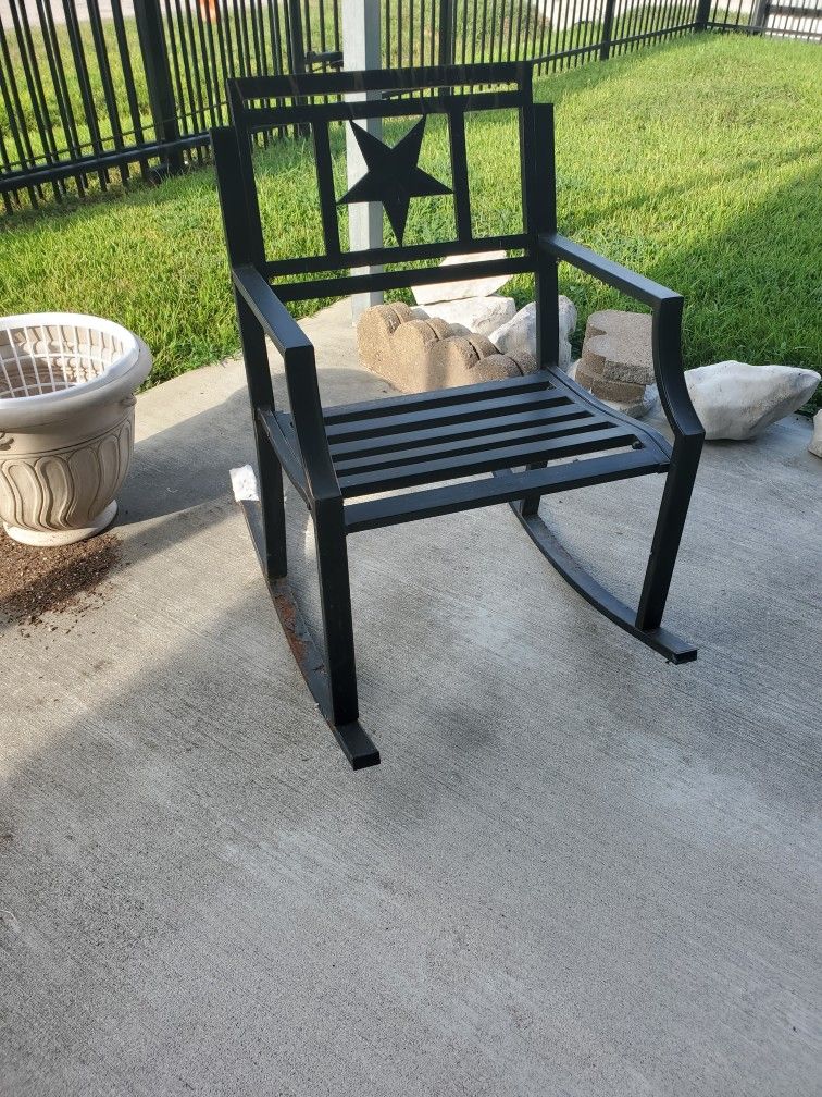 Metal Rocking Chair PENDING PICK UP Still Available for Sale in Houston ...