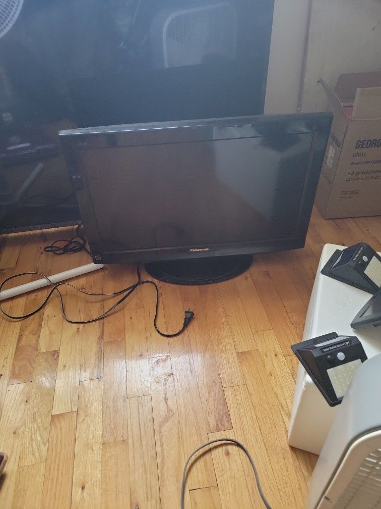 27 Inch Panasonic Tv