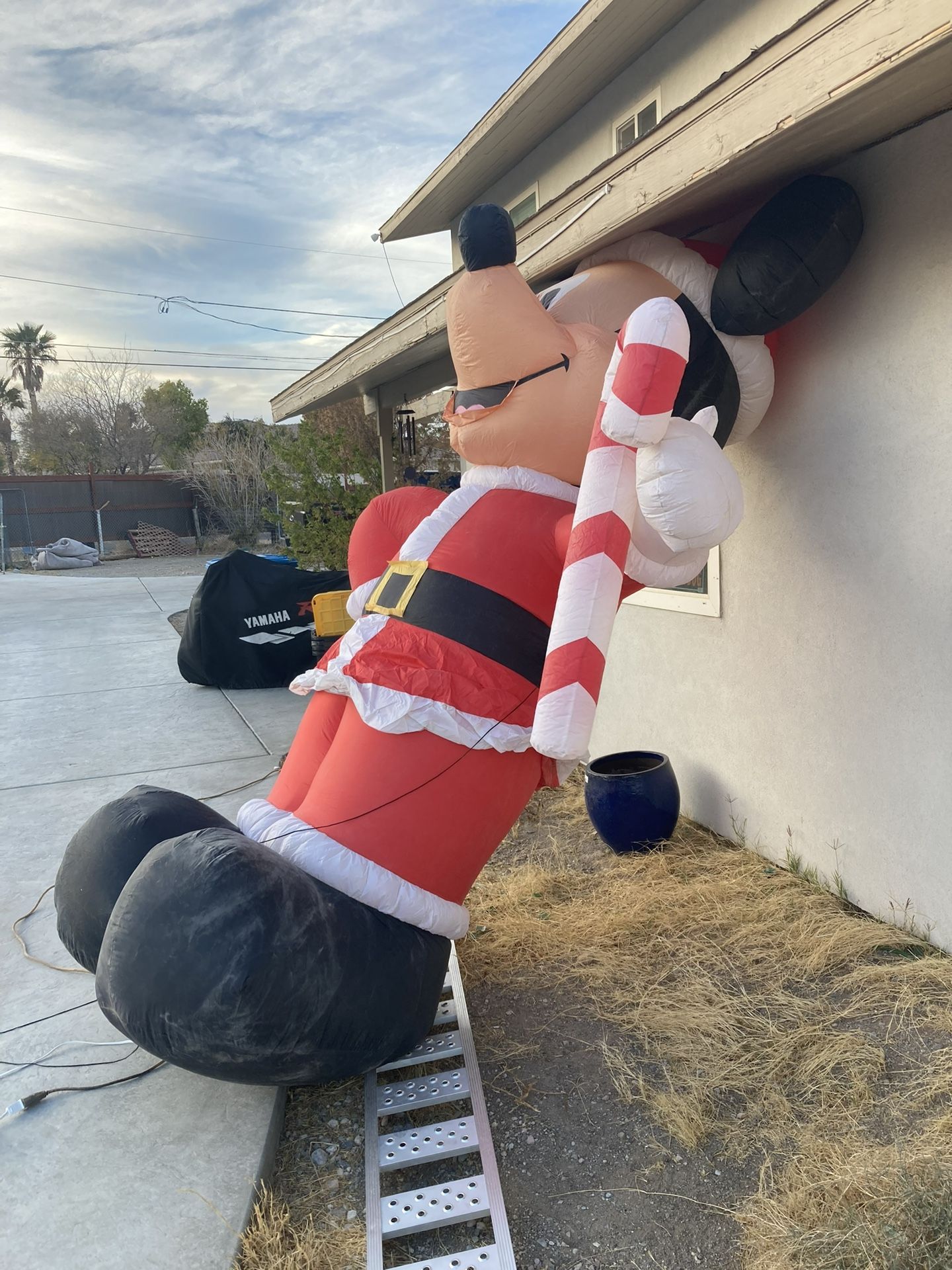 Holiday Blow Up for Sale in Las Vegas, NV - OfferUp