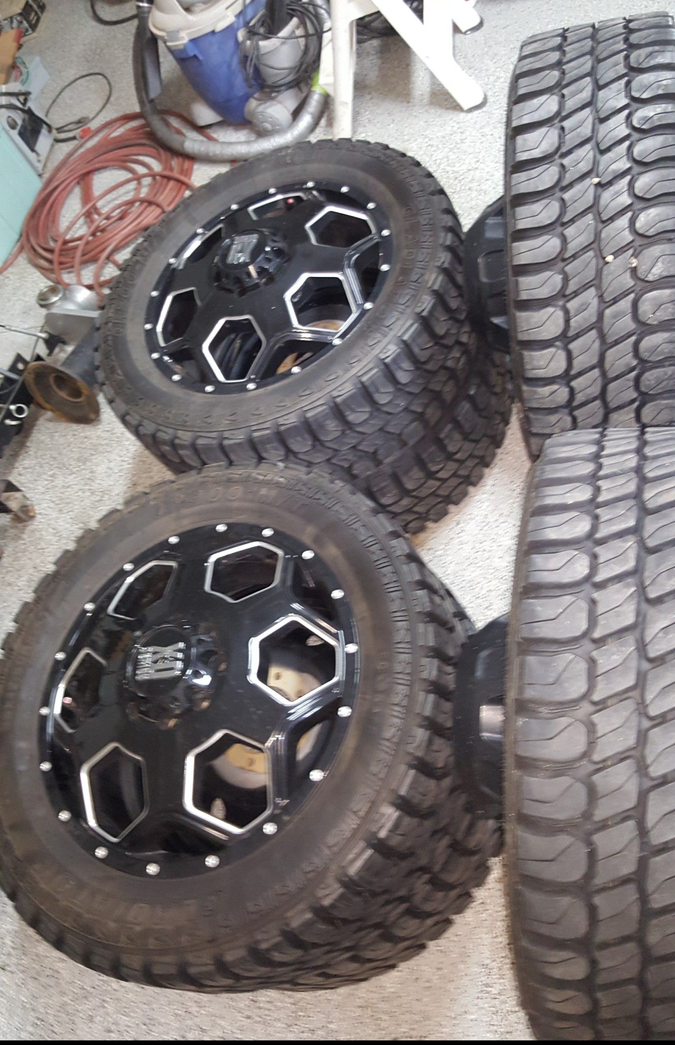 KMC XD Battalion 22 inch Dually wheels for Sale in Maricopa, AZ - OfferUp