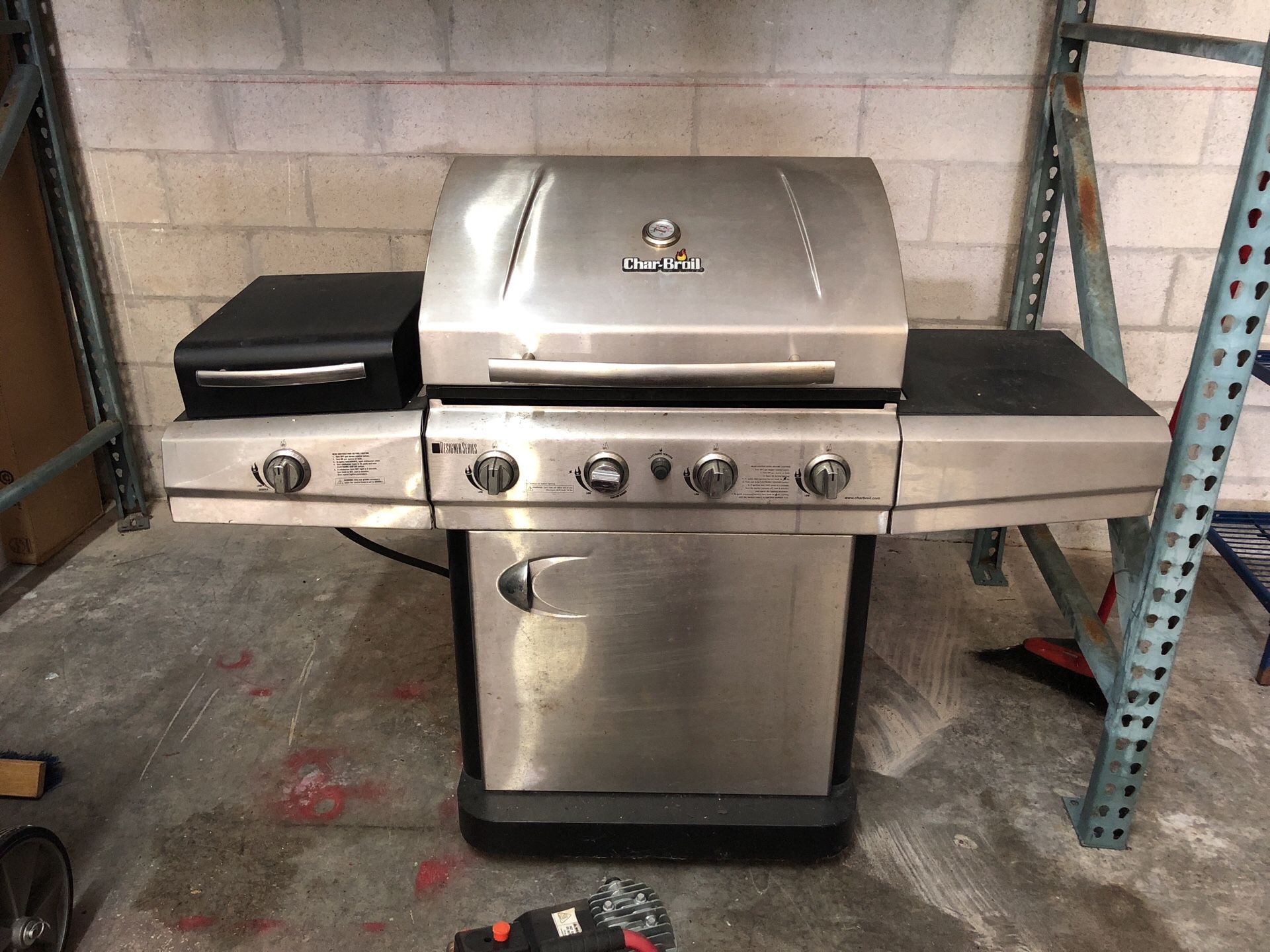 Char Broil Designer Series propane gas barbecue grill for Sale in Miami ...