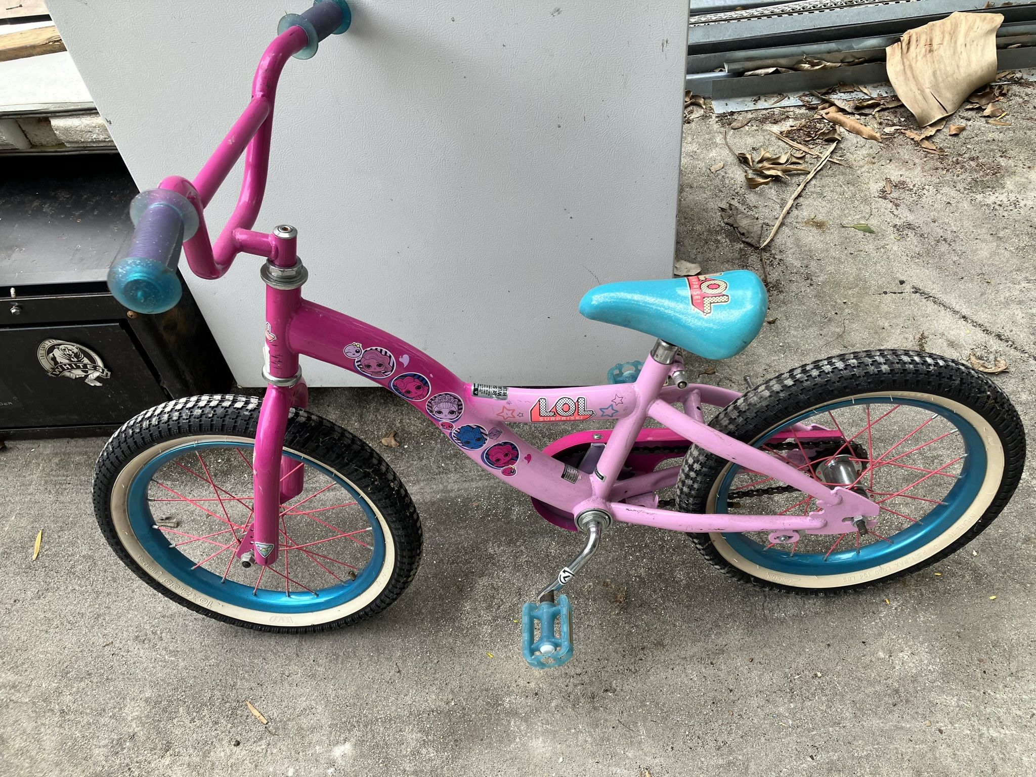 Girls LOL Bike for Sale in Fort Lauderdale, FL - OfferUp