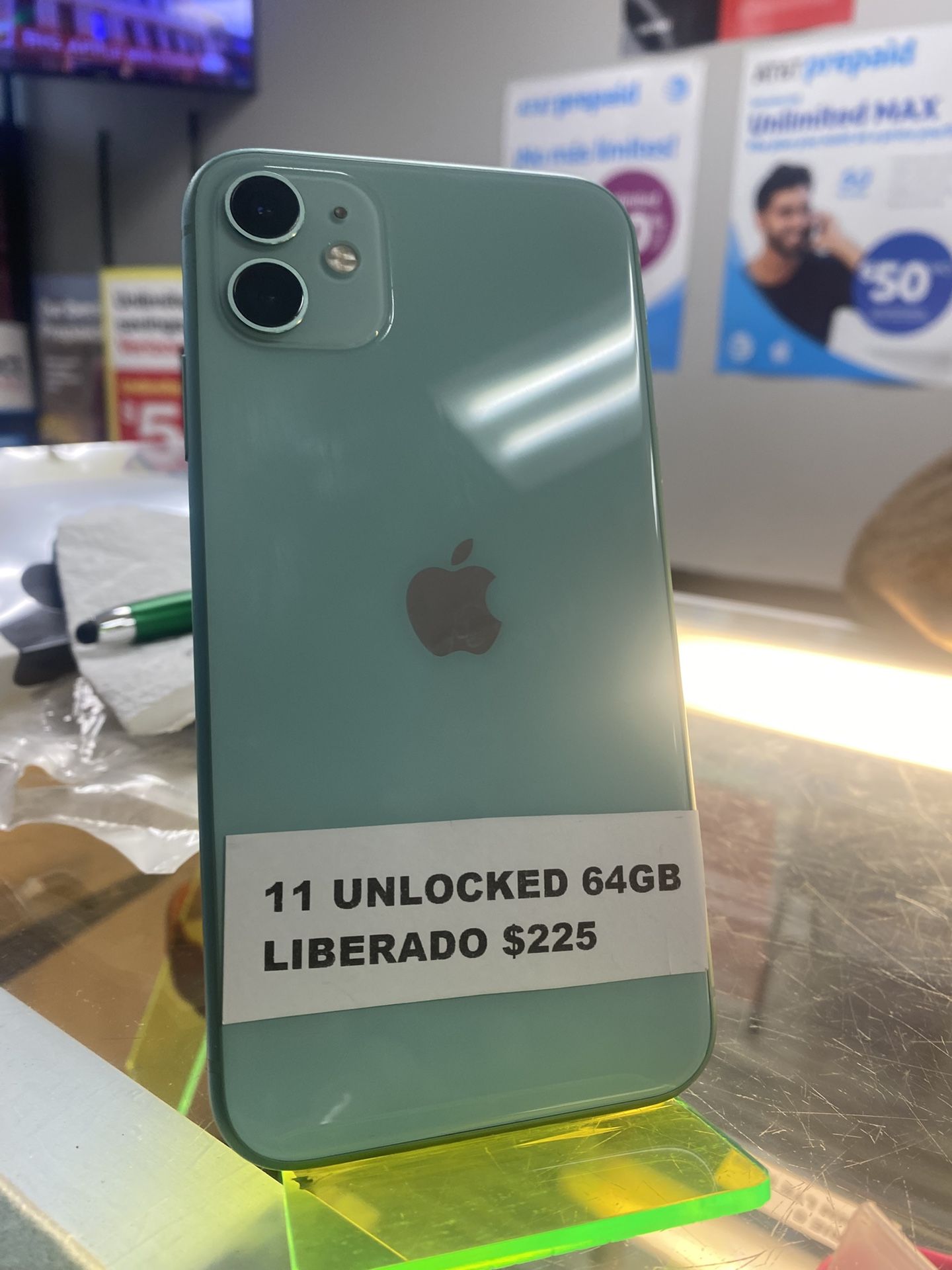 iphone 11,Iphone 12 & Iphone 13 for Sale in Houston, TX - OfferUp
