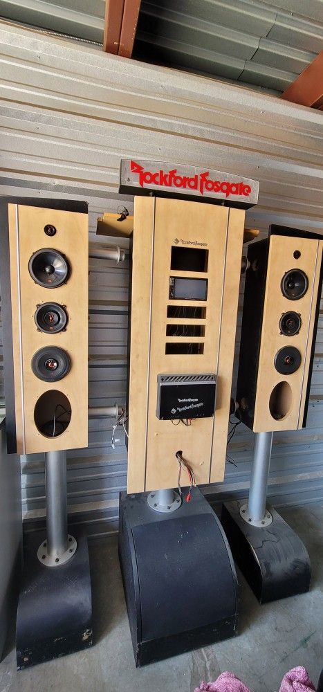 Rockford Fosgate Sound System Display for Sale in Montclair, CA - OfferUp