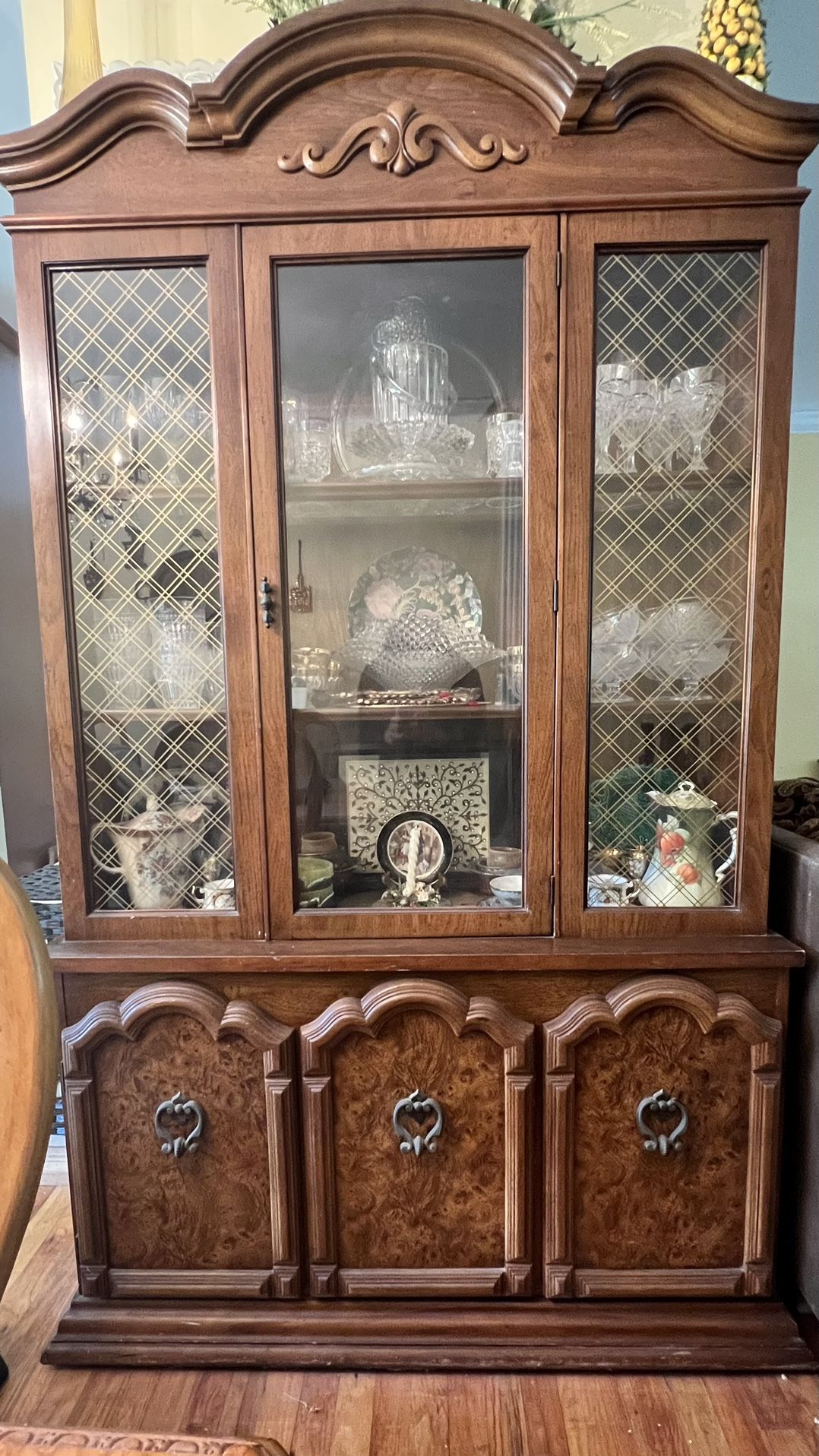 Antique China Cabinet $1000 [Negotiable] for Sale in Coram, NY - OfferUp