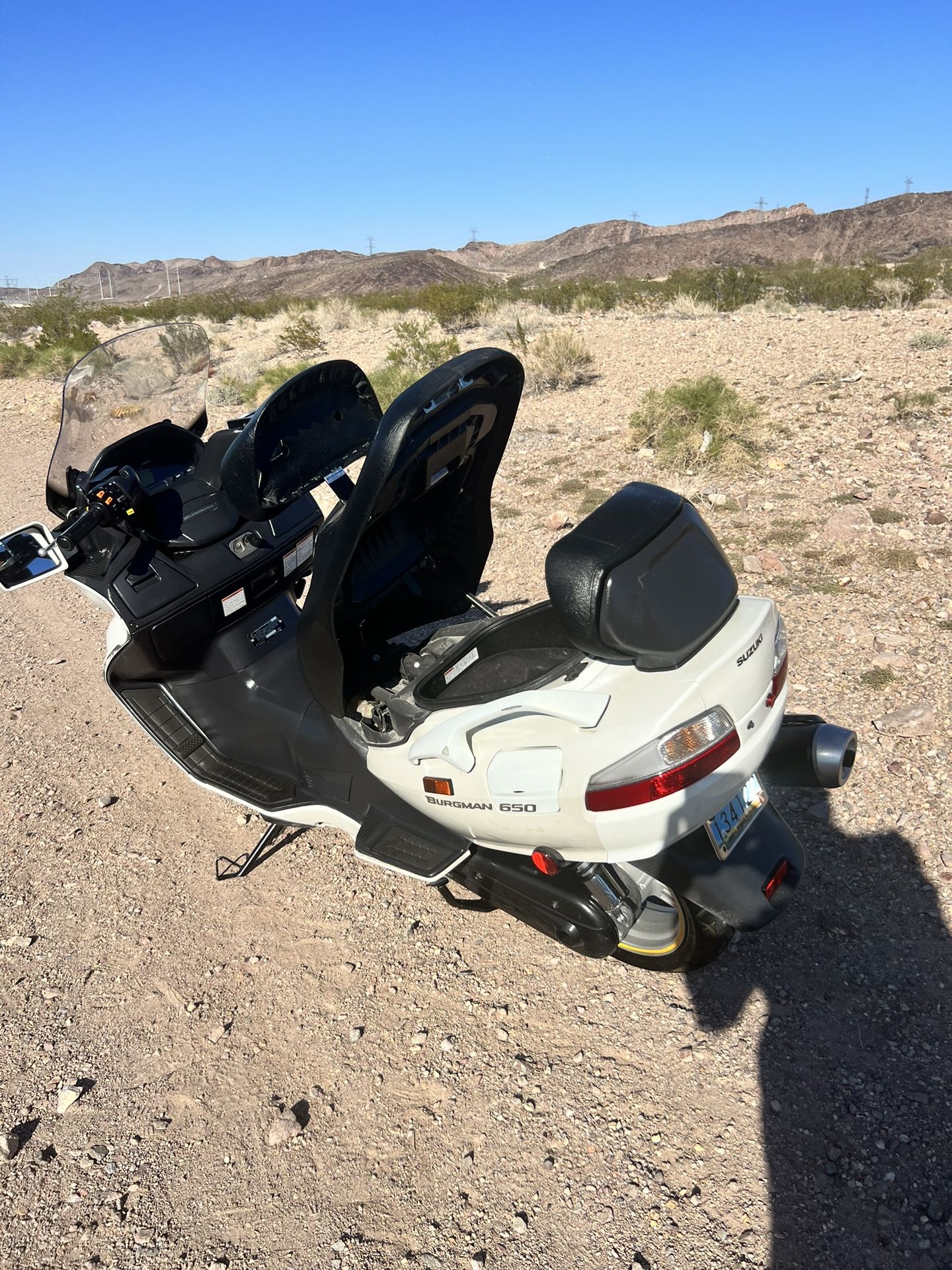 Suzuki 650 Bergman. Scooter Motorbike 2009 Great Machine. 3000 Miles ...