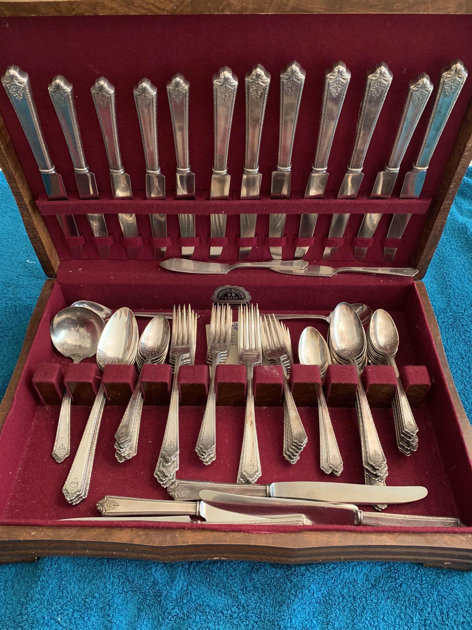 Vintage Silverplate Service For 12 In Original Chest for Sale in Irvine ...
