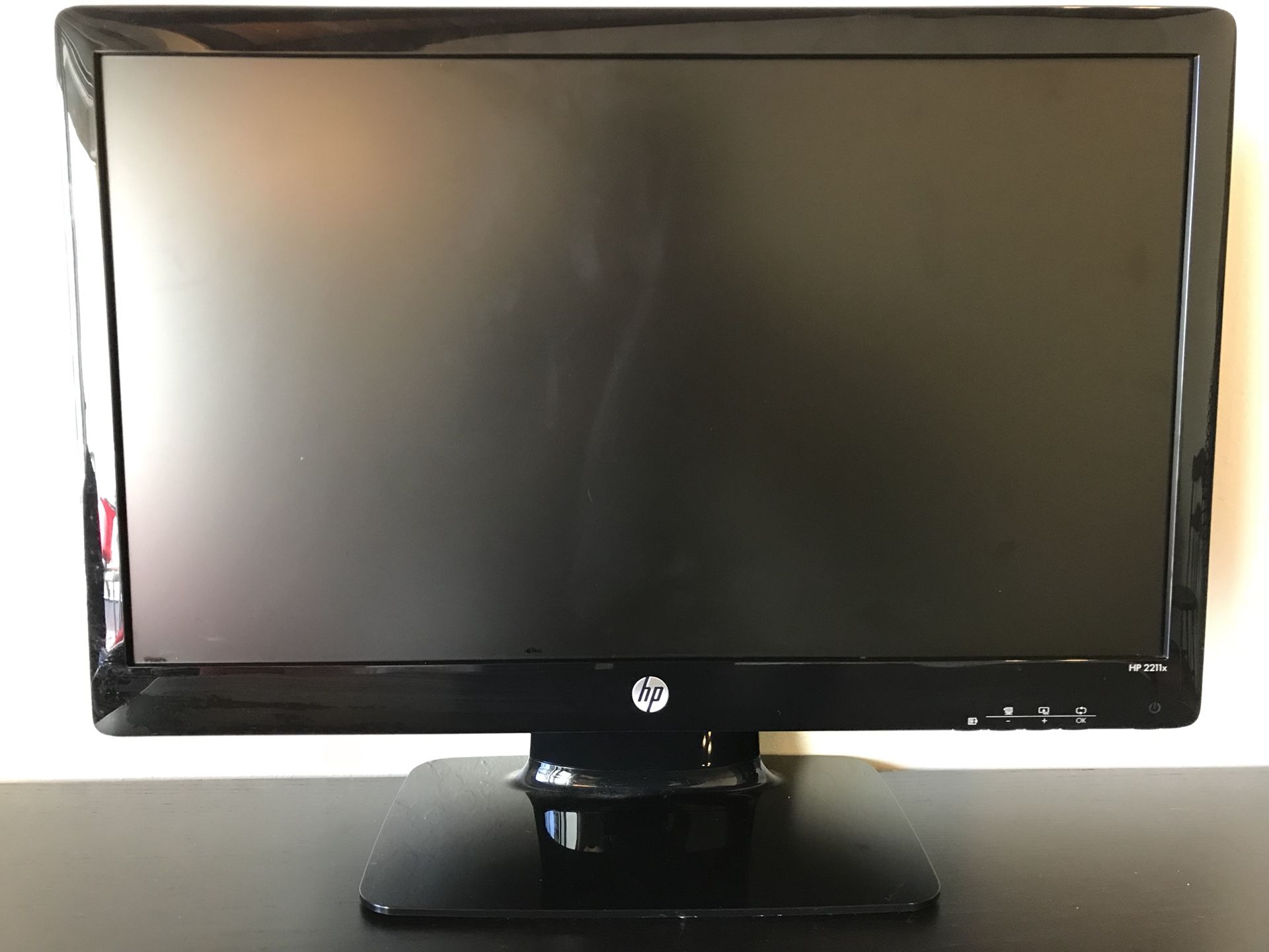 HP 2211x 21.5-Inch LED Monitor - Black for Sale in Lafayette, CA - OfferUp