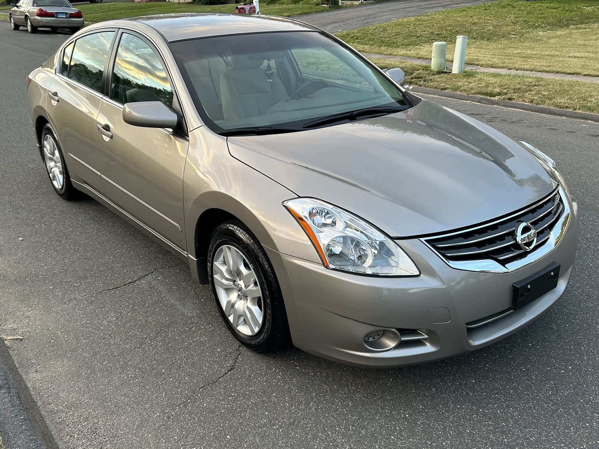 2012 Nissan Altima for Sale in Somers, CT - OfferUp