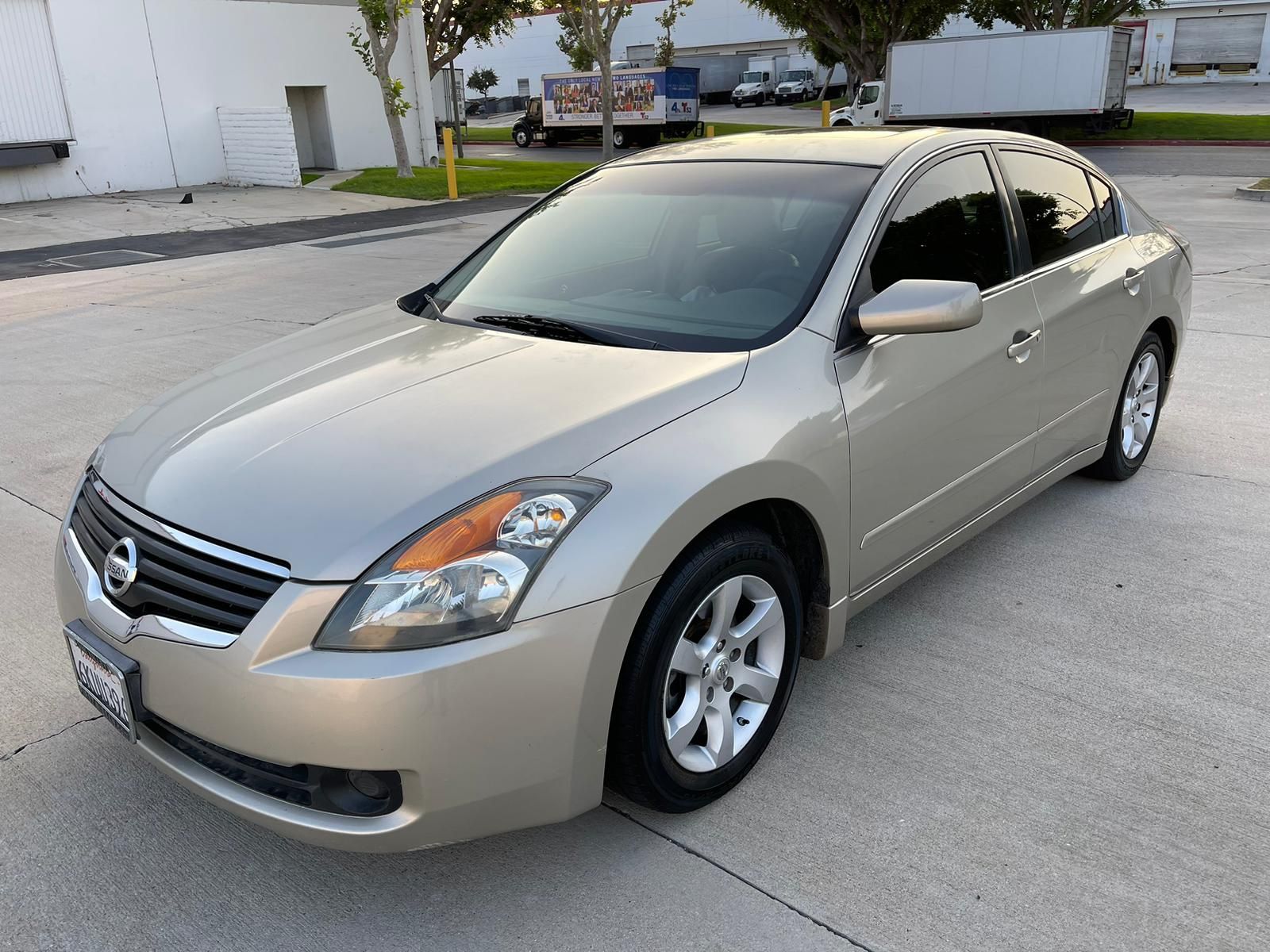 2009 Nissan Altima for Sale in Los Angeles, CA - OfferUp