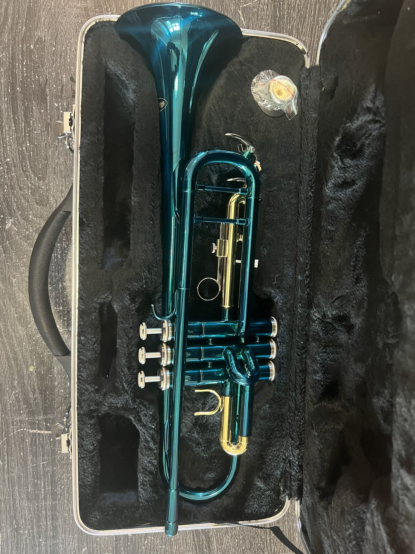 Blue Trumpet for Sale in Spring, TX - OfferUp