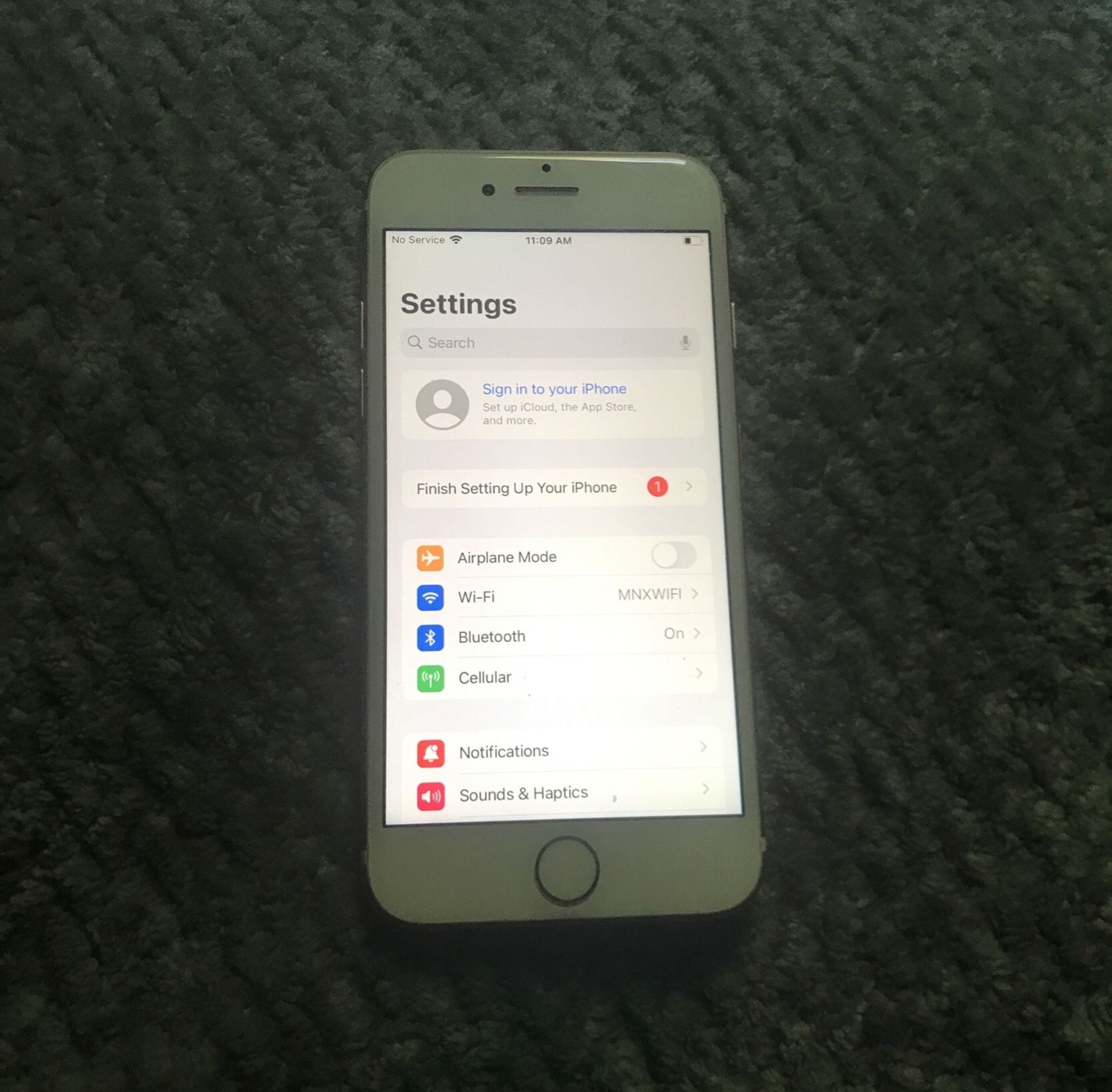 iPhone 7 for Sale in Riverside, CA - OfferUp