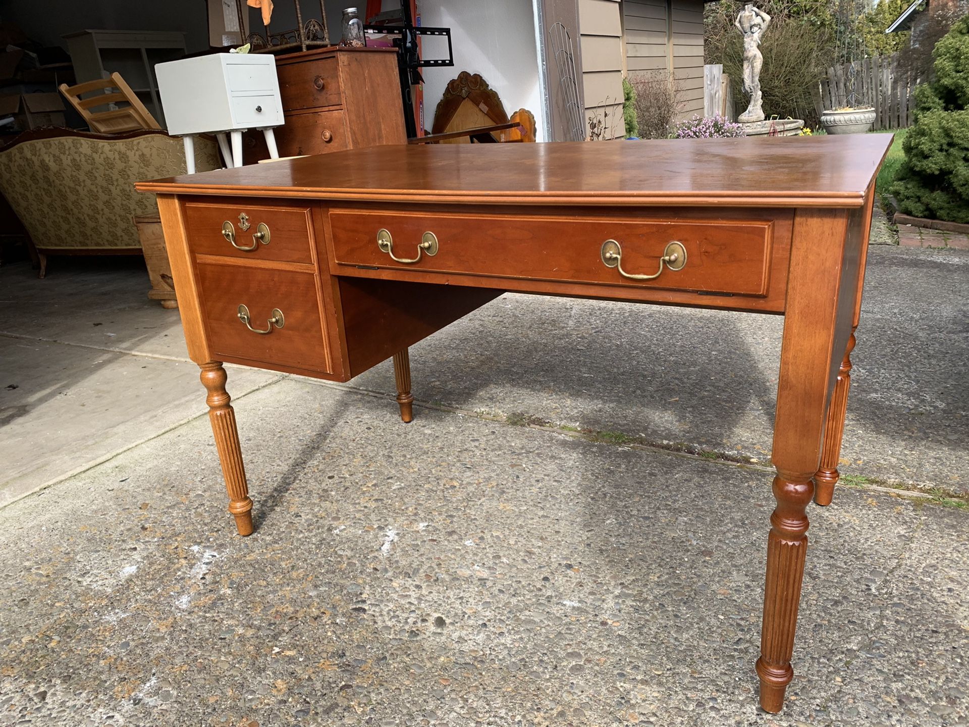 Bombay Company consultation vintage desk for Sale in Portland, OR - OfferUp
